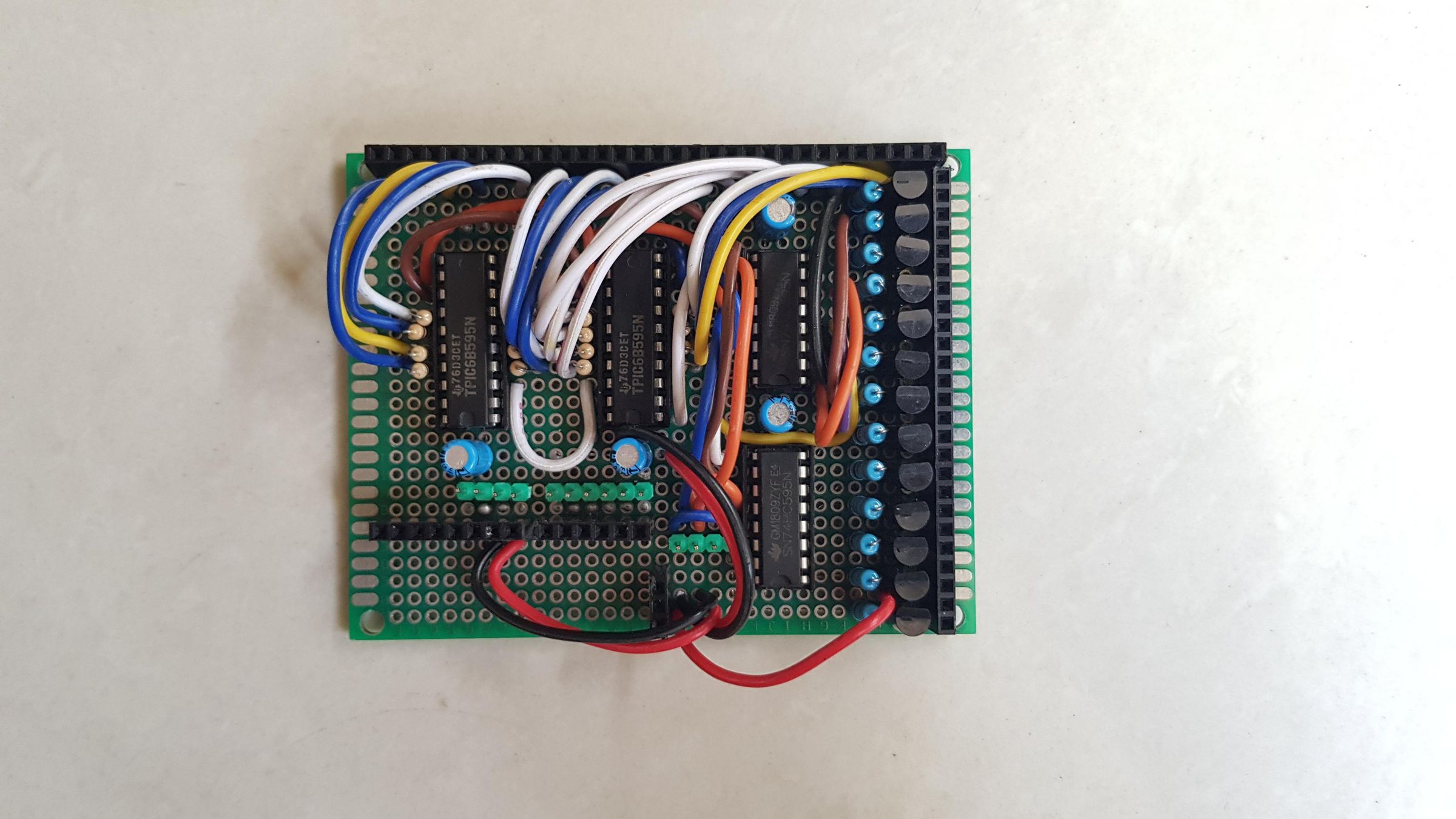 ATTINY85 – SIMULTANEOUSLY USING I2C AND SPI PROTOCOLS : 8 Steps (with ...