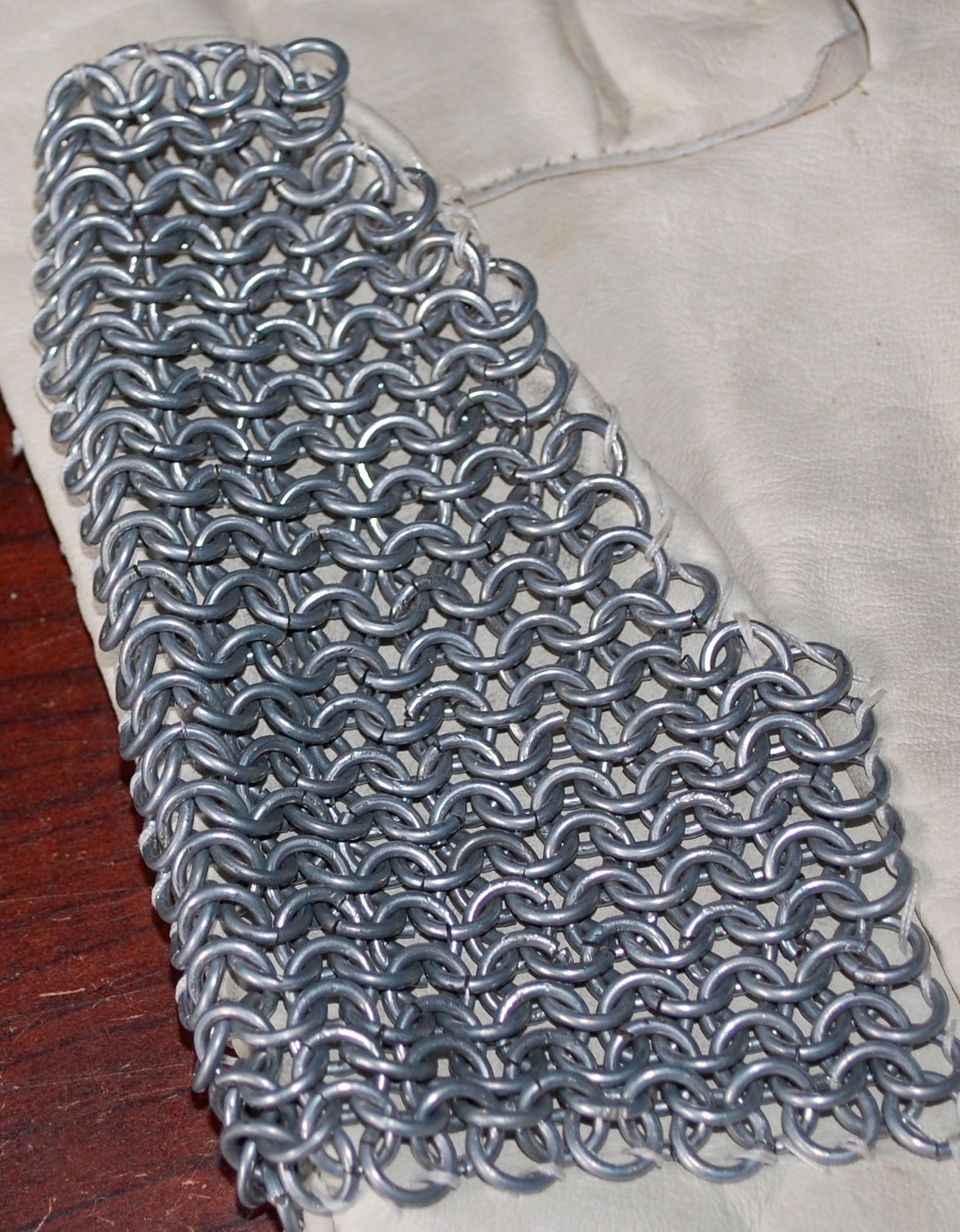 How to Make a Chainmail Glove : 3 Steps (with Pictures) - Instructables