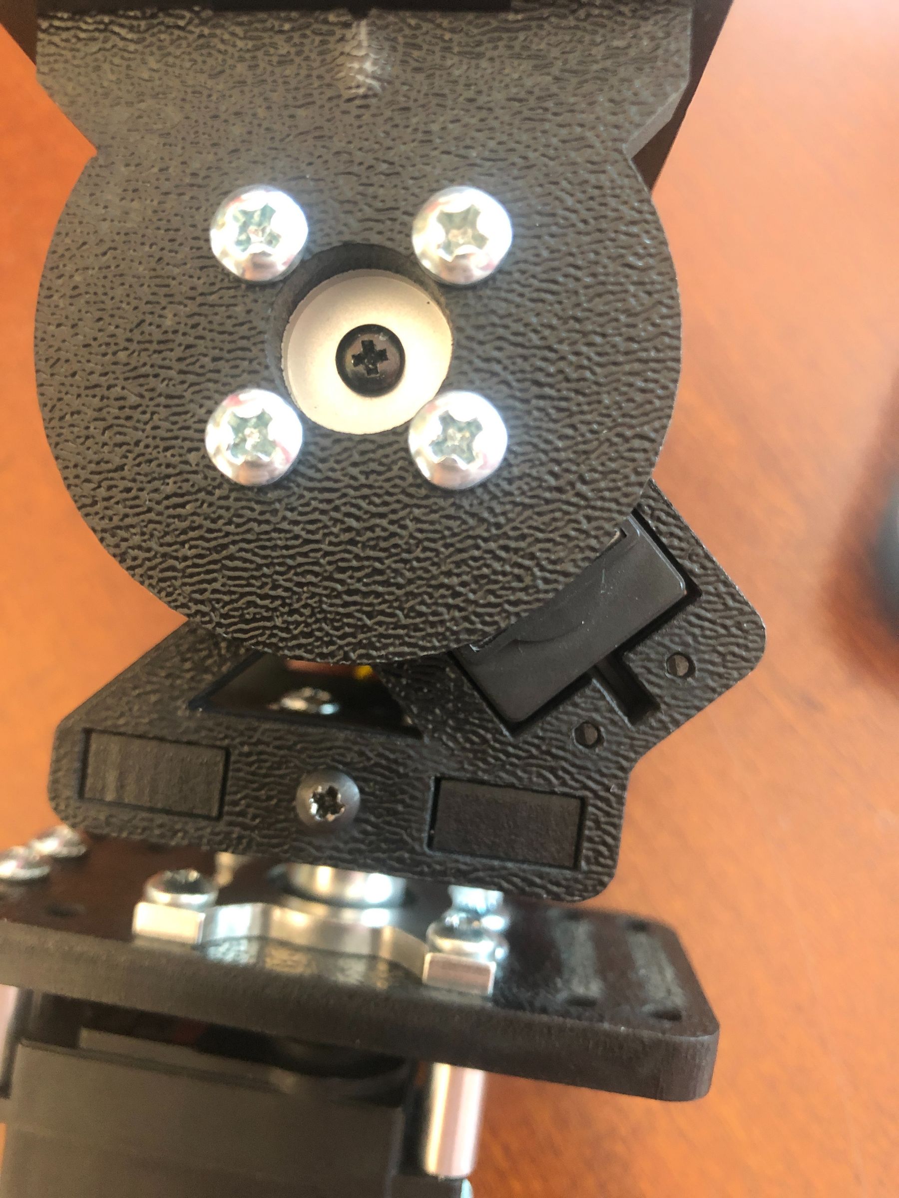 SPT200 Pan & Tilt Kit : 8 Steps - Instructables
