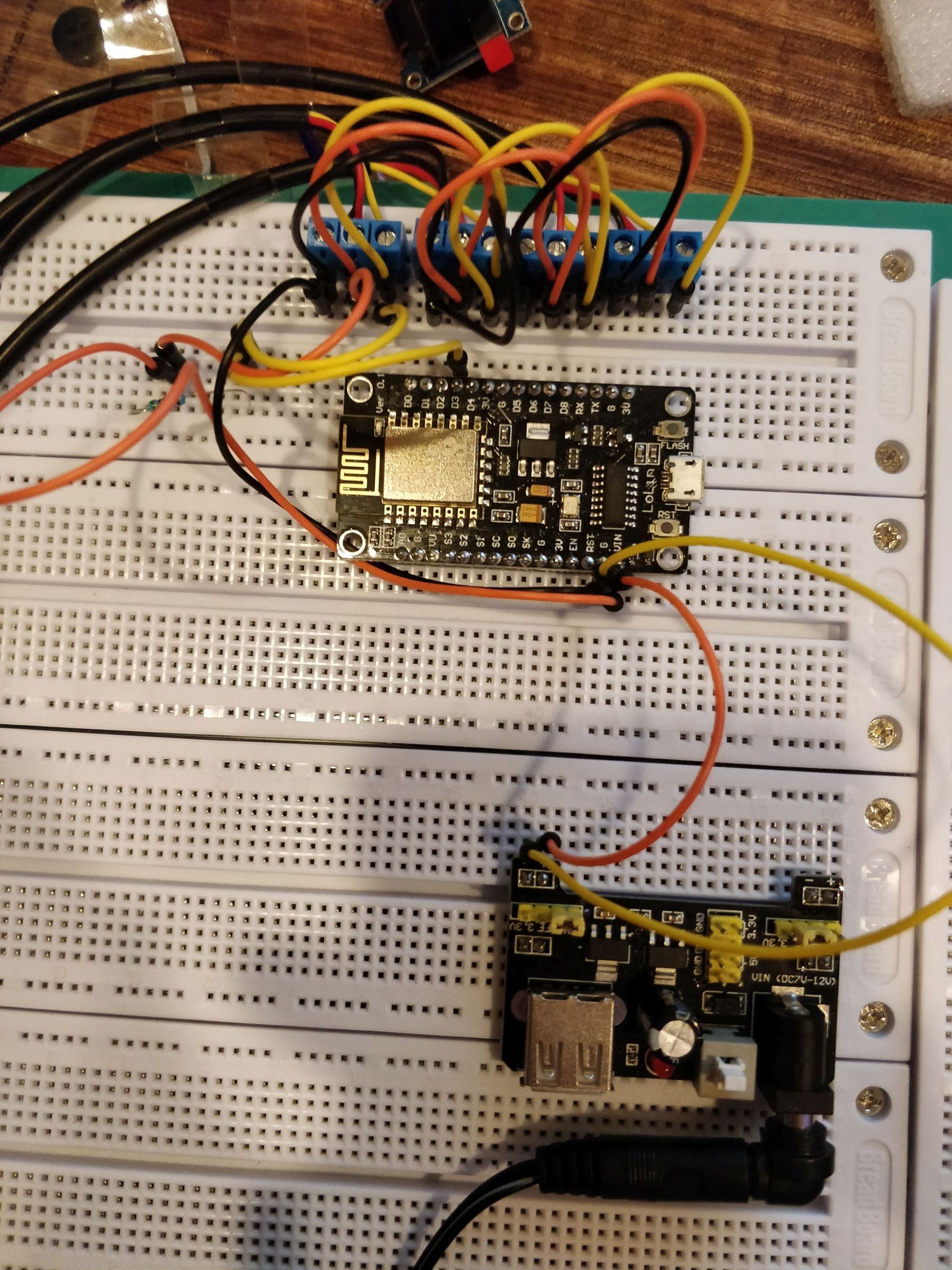 ESP8266 and Multiple Temperature Sensors DS18b20 With HTTP Server : 5 ...