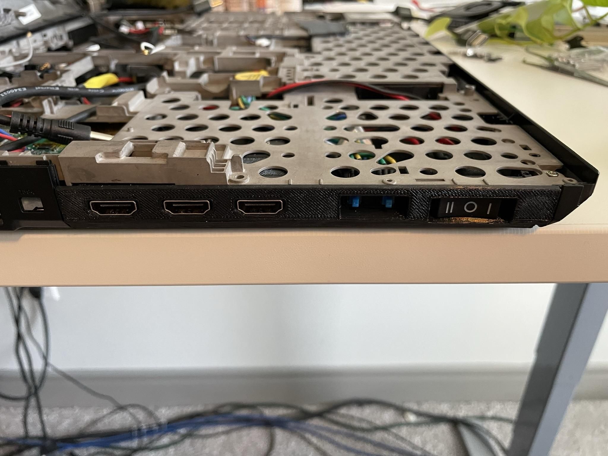 Thinkpad W701DS Lattepanda Alpha + KVM Conversion : 52 Steps ...