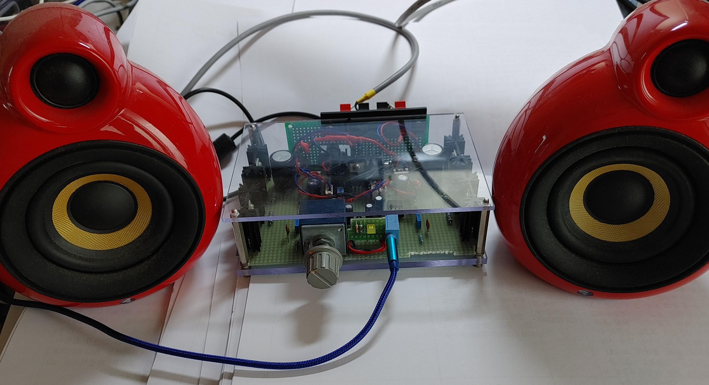 PC Speaker Amplifier : 6 Steps (with Pictures) - Instructables