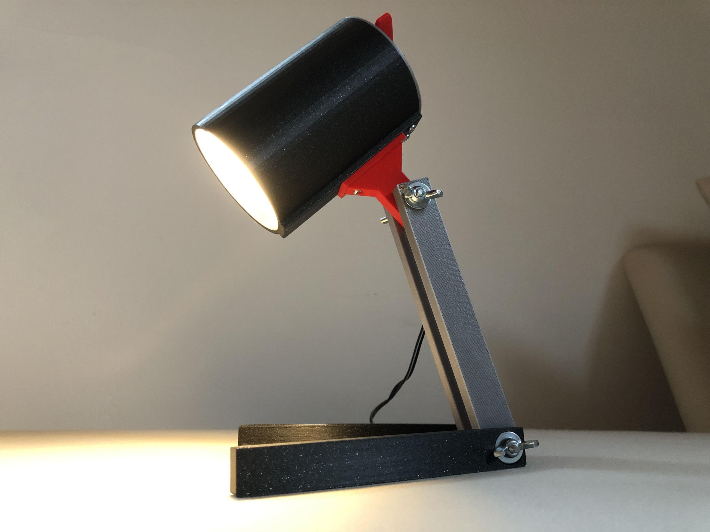 Bedside Lamp (Tube) - LED 12V 2.5W - 3D Printed : 9 Steps (with ...
