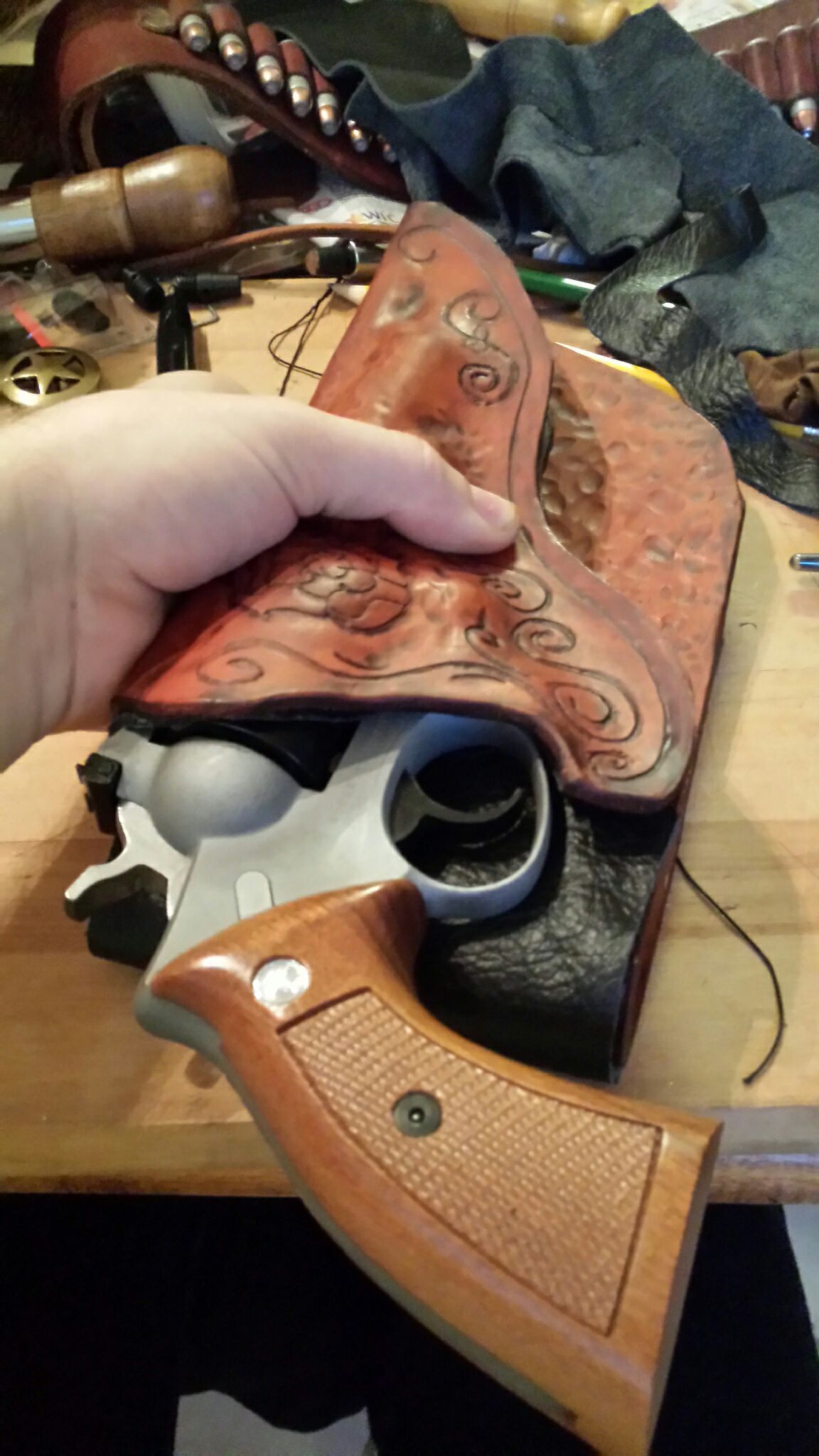 Cowboy / Western Style Leather Holster : 9 Steps (with Pictures ...