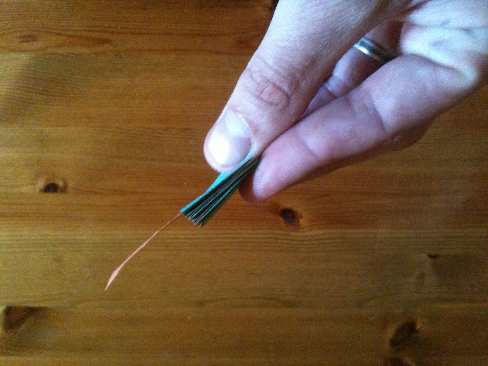 Simple Springy Paper Chain - Instructables