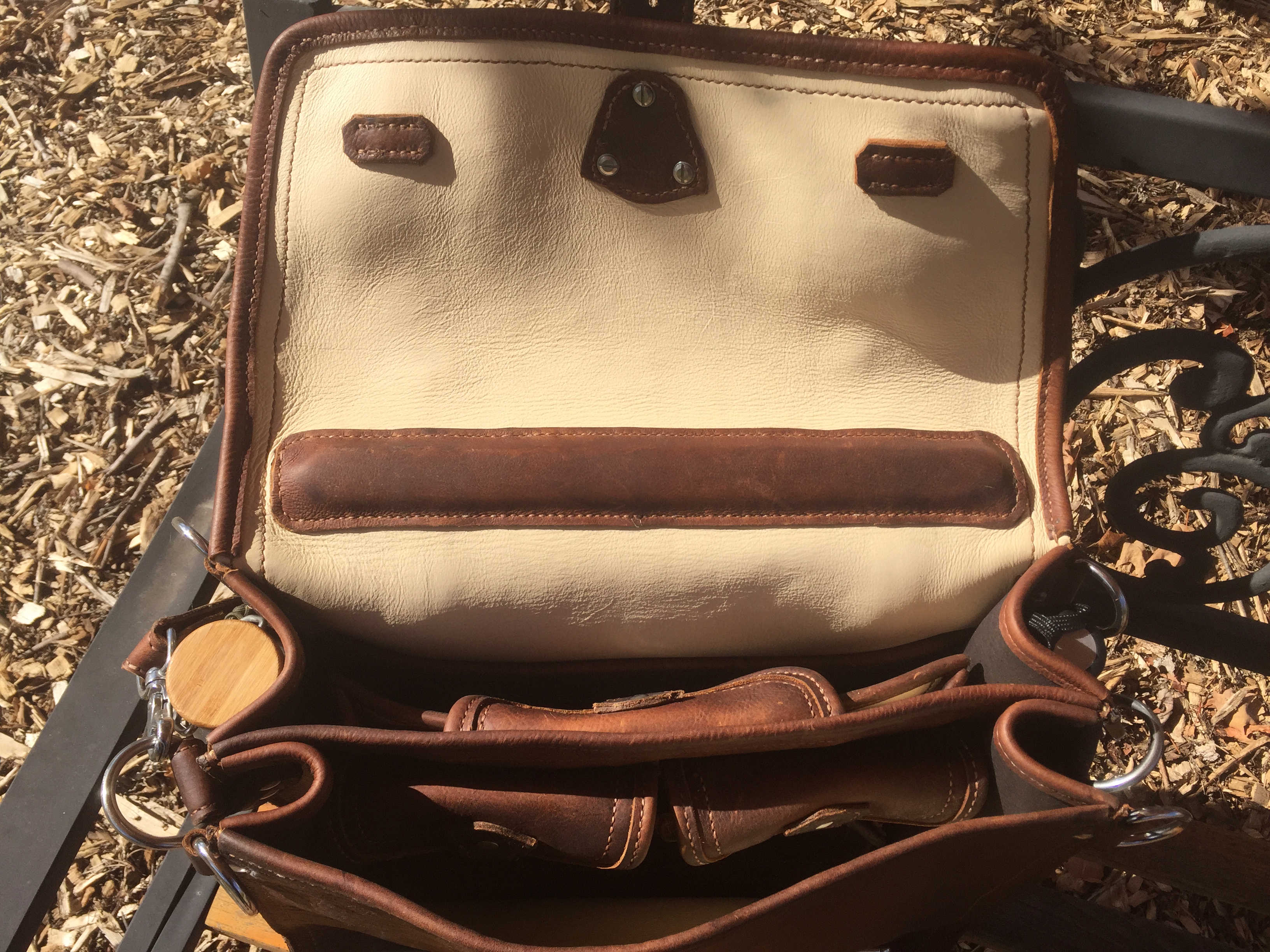 Leather Briefcase : 12 Steps (with Pictures) - Instructables