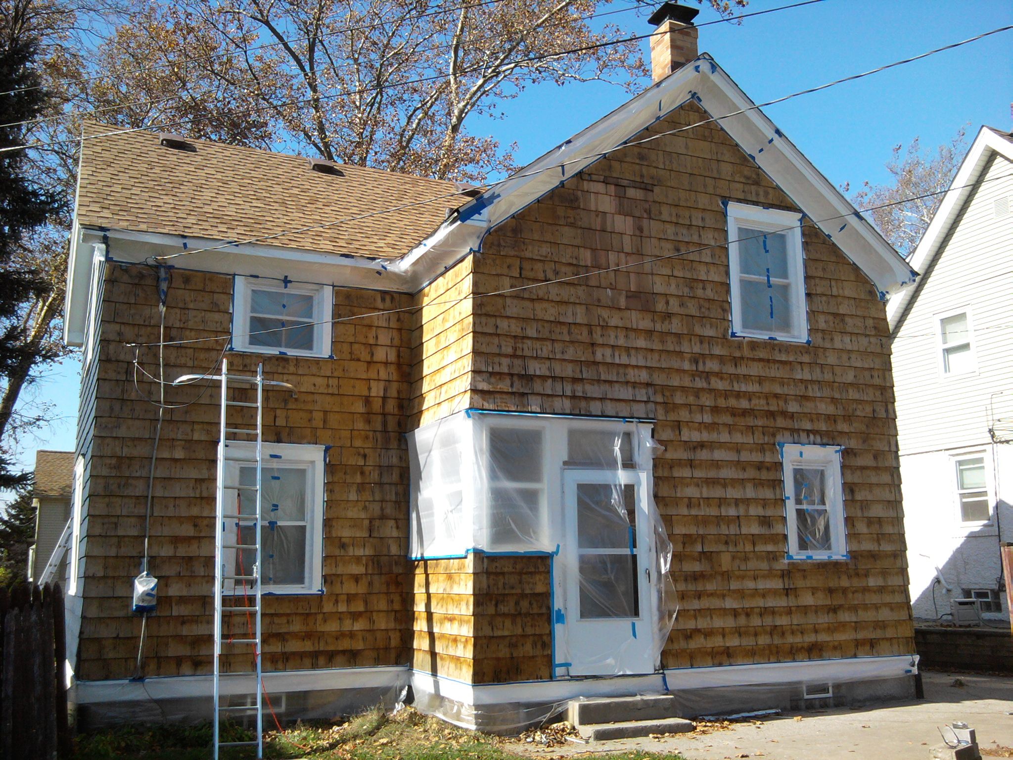 Refinish and Stain Wood Siding : 4 Steps (with Pictures) - Instructables