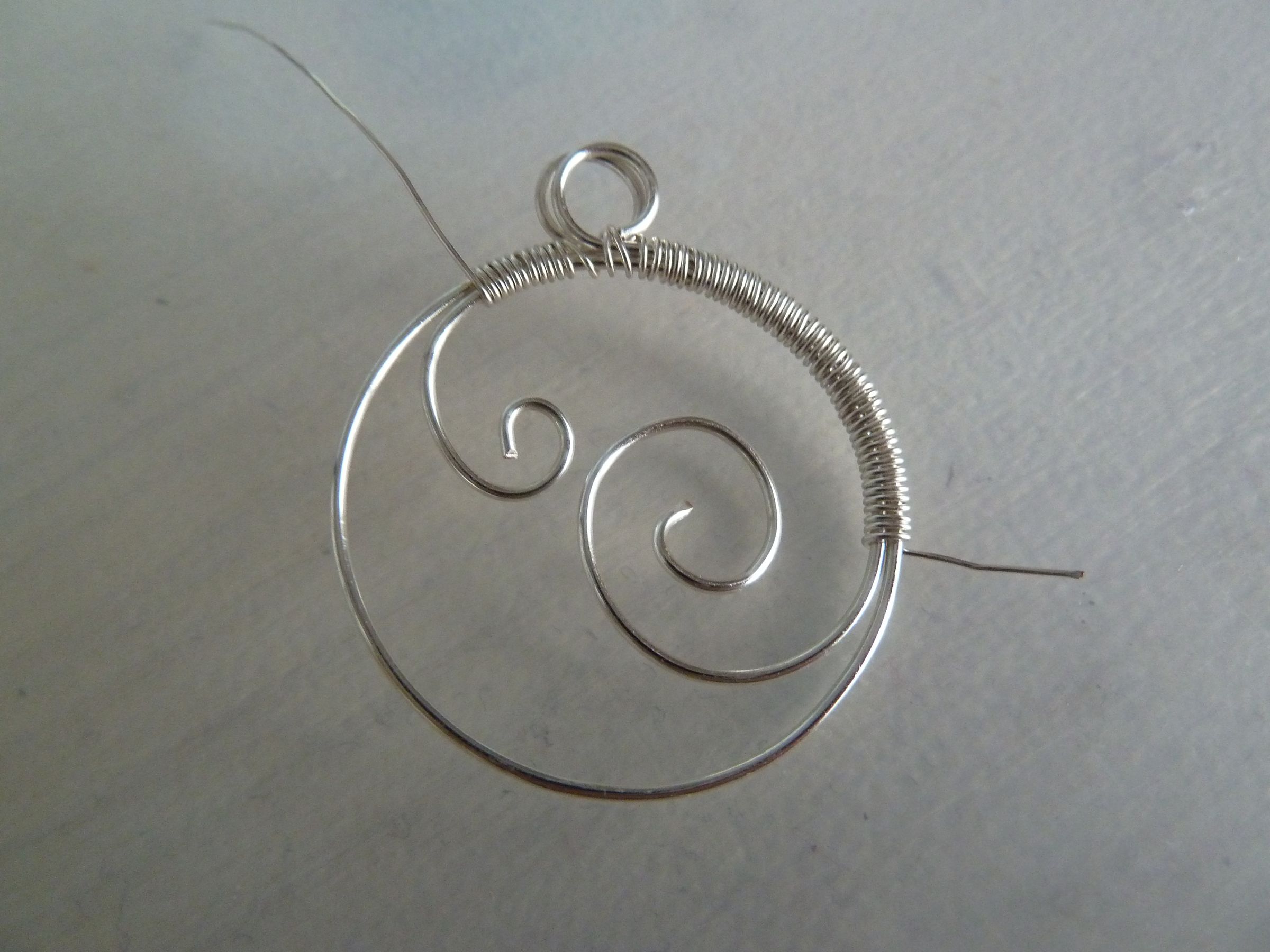 Triple Swirl Wirework Pendant : 17 Steps (with Pictures) - Instructables
