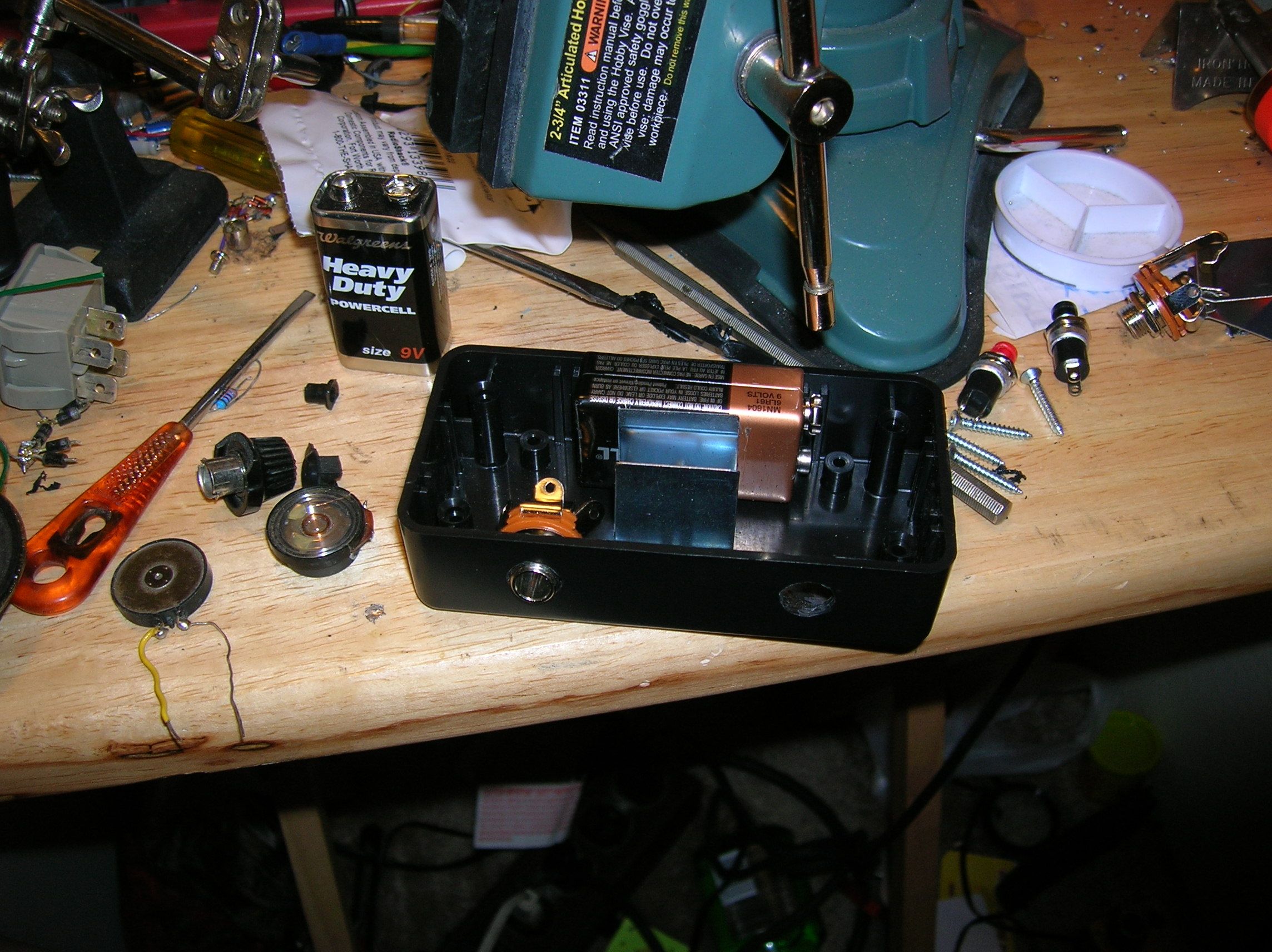 DIY Guitar Cable Tester : 4 Steps - Instructables