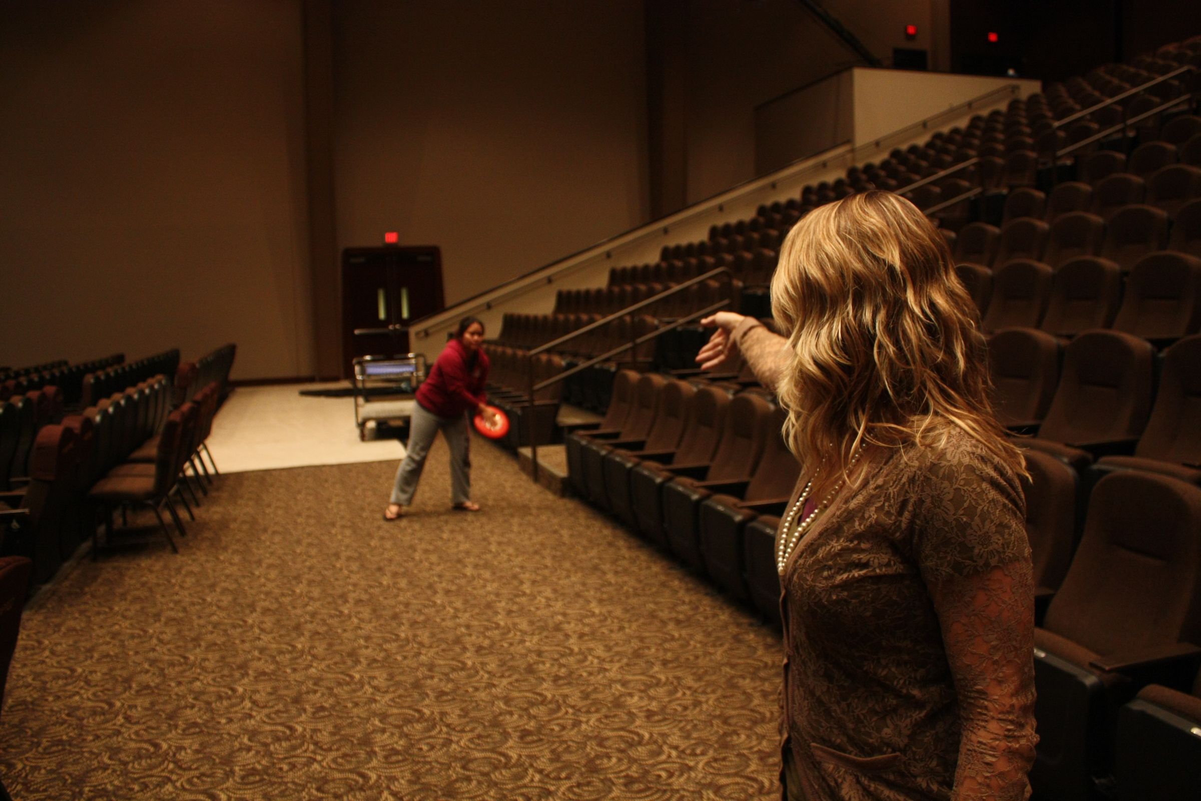 How to Throw a Frisbee : 12 Steps - Instructables