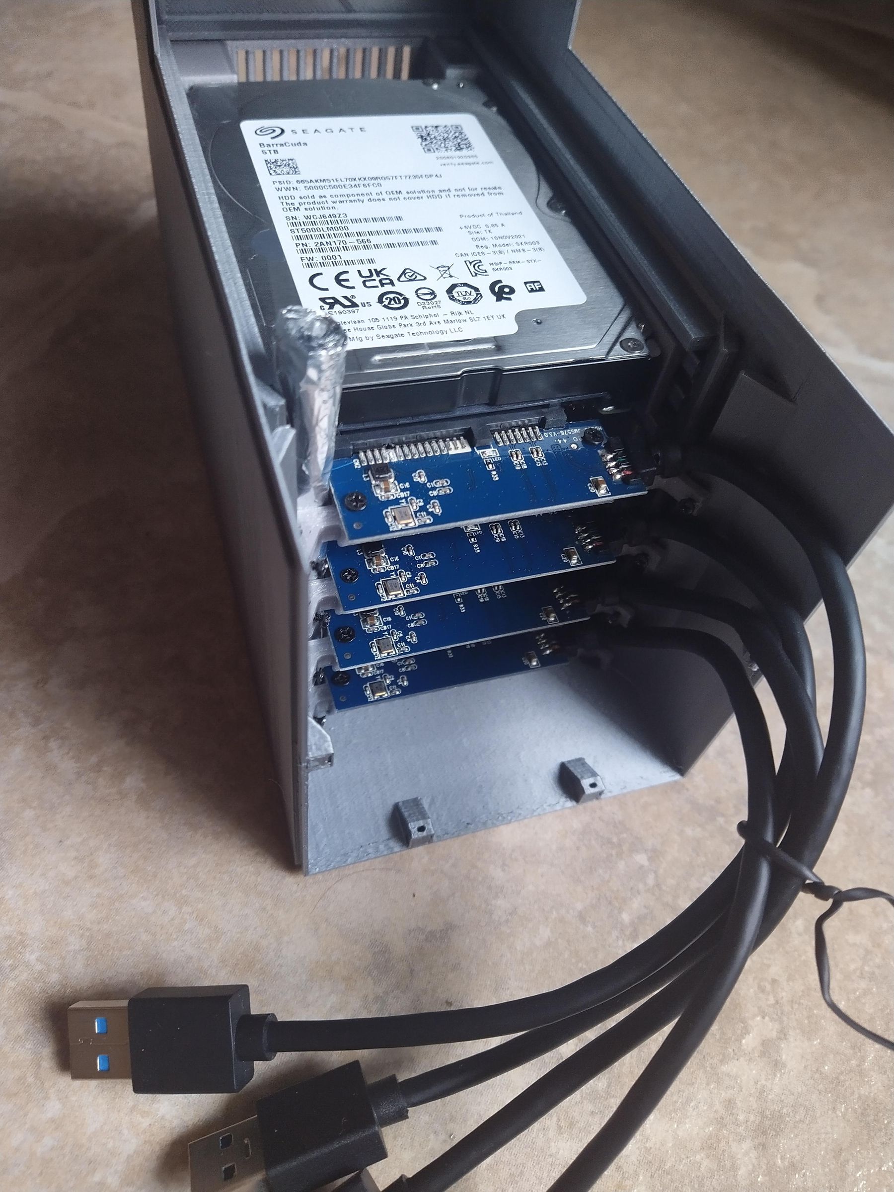 PoorNAS: DIY USB JBOD Hotswap Storage 4 Bay 2.5" 20TB HDD Enclosure : 6 ...