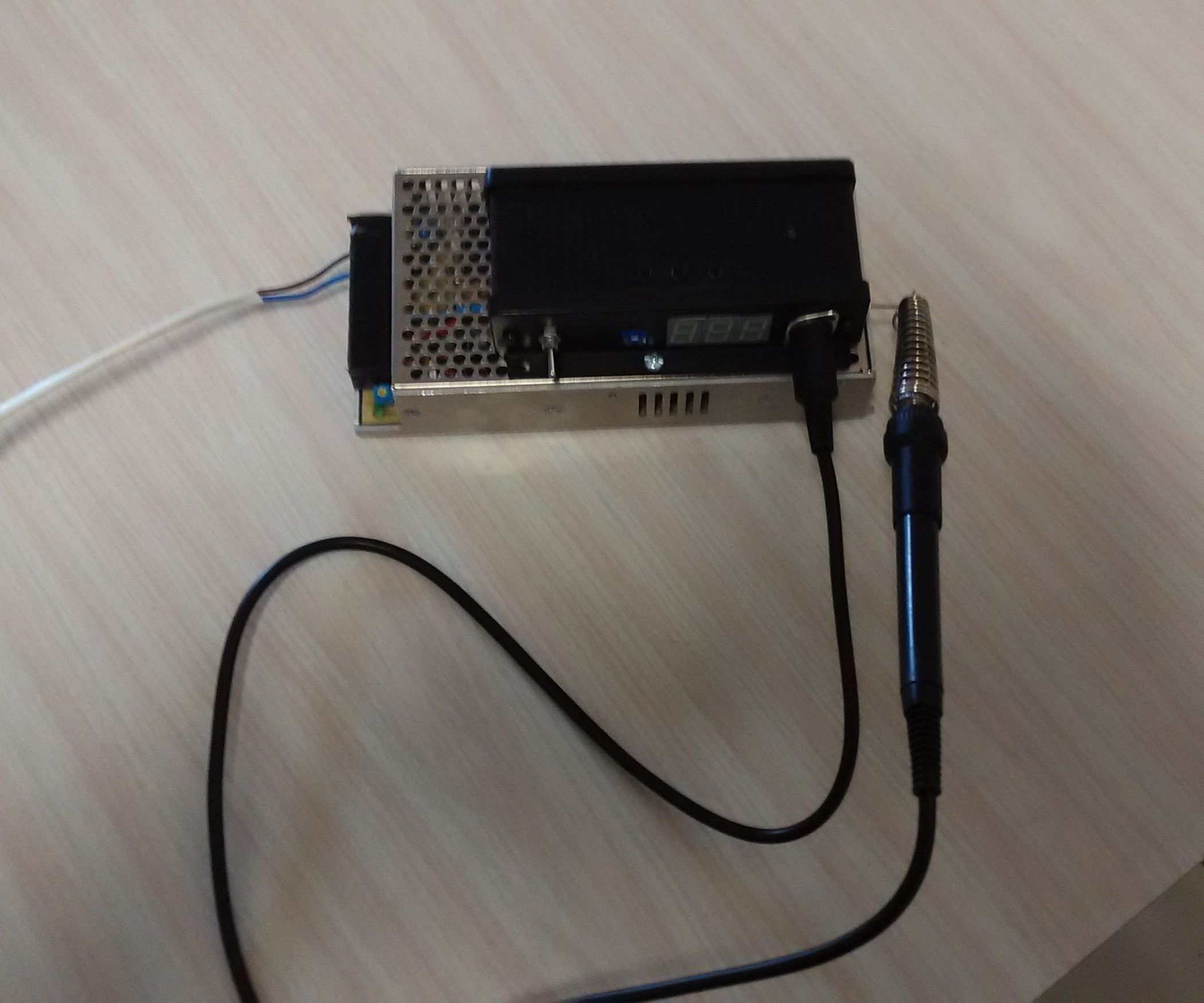 DIY Soldering Station for HAKKO 907 : 6 Steps - Instructables