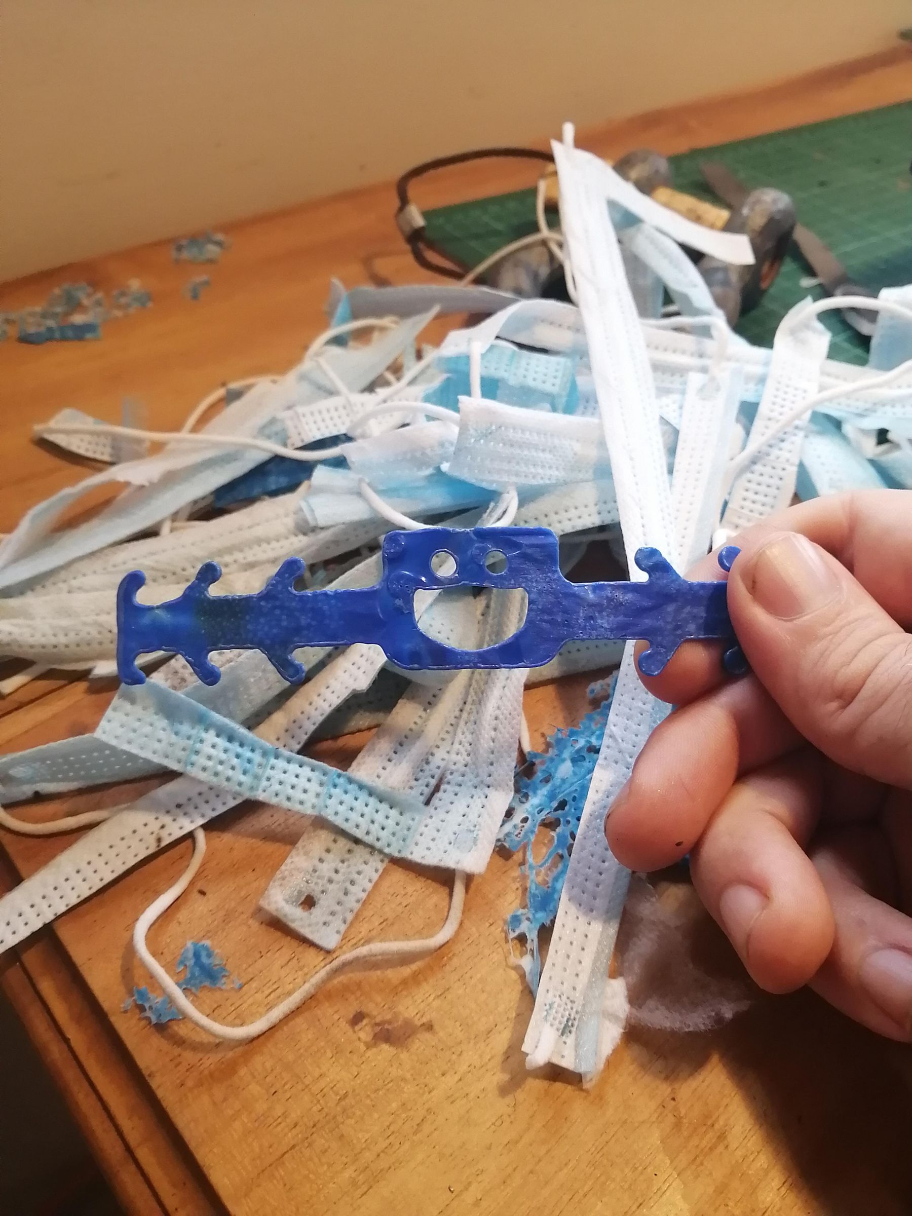 Ear Savers From Garbage Masks : 9 Steps (with Pictures) - Instructables