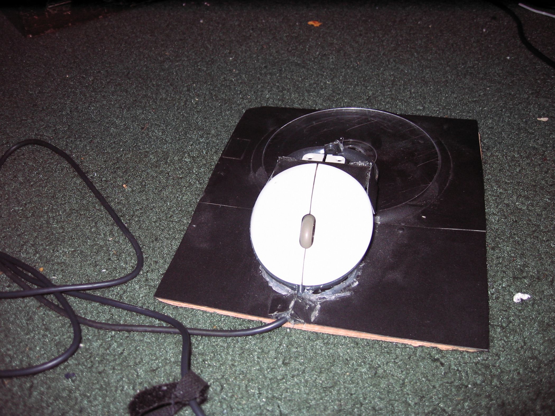 How to Make a DJ Turntable Out of Recycled Materials : 4 Steps ...