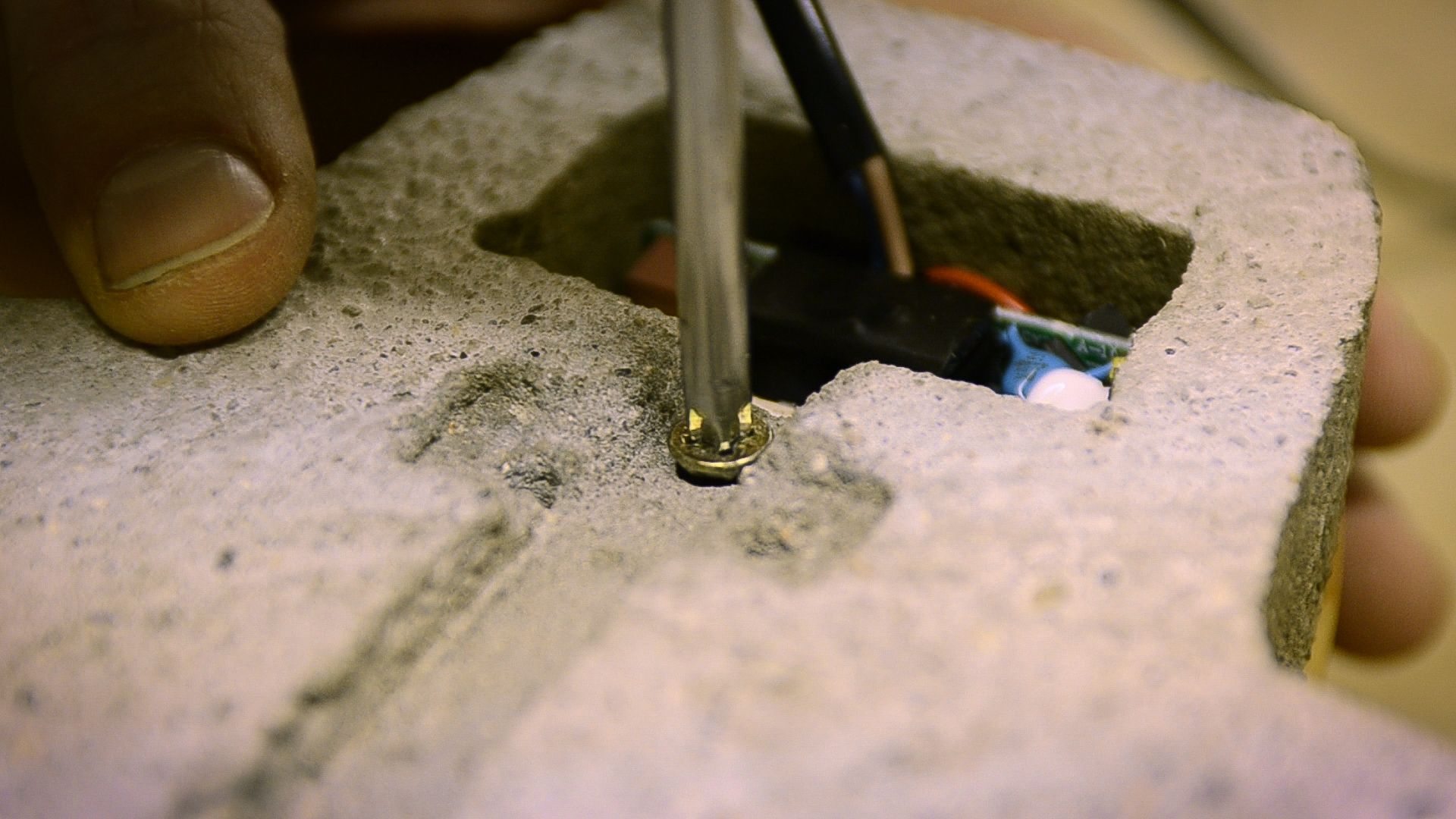 Concrete USB Charging Hub With Storage : 13 Steps (with Pictures ...