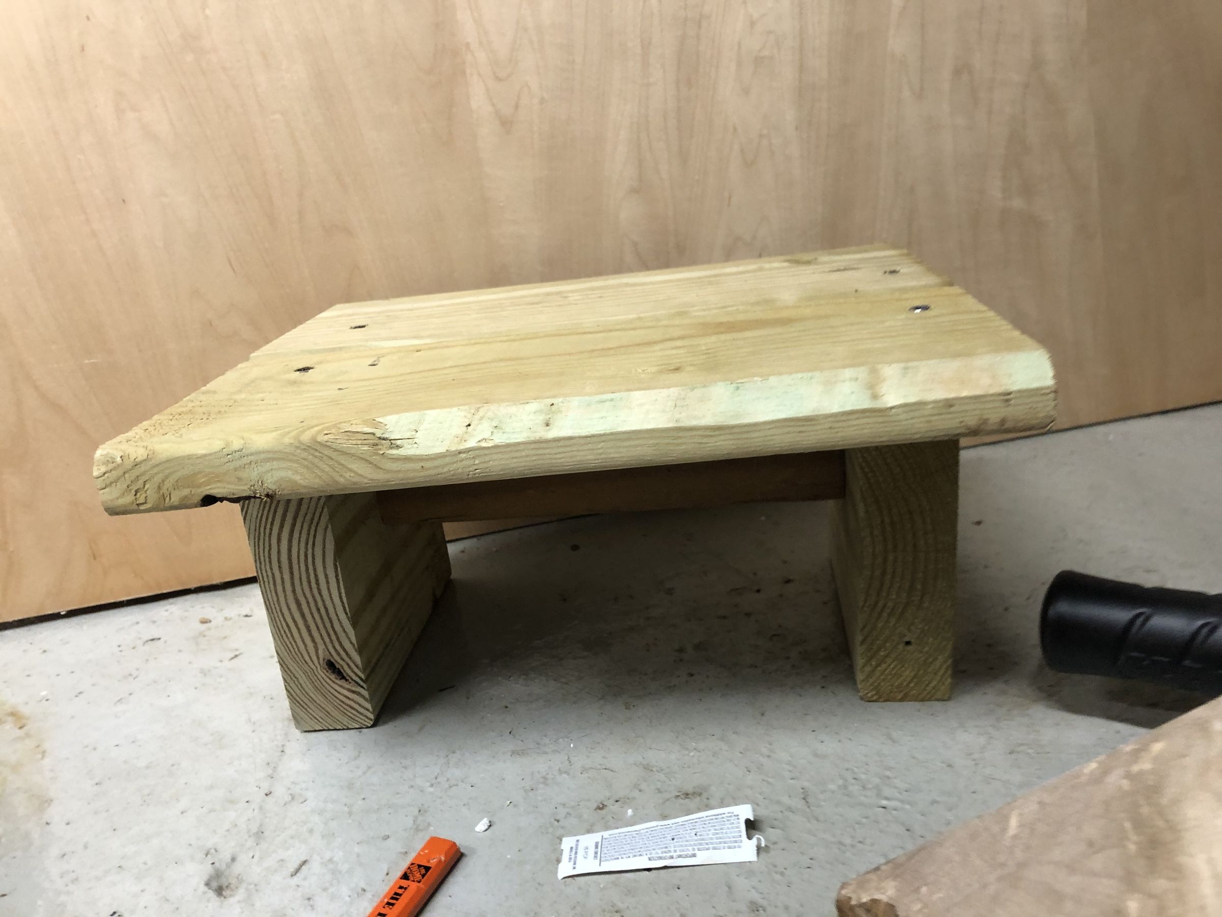 Easy Stool! : 5 Steps - Instructables