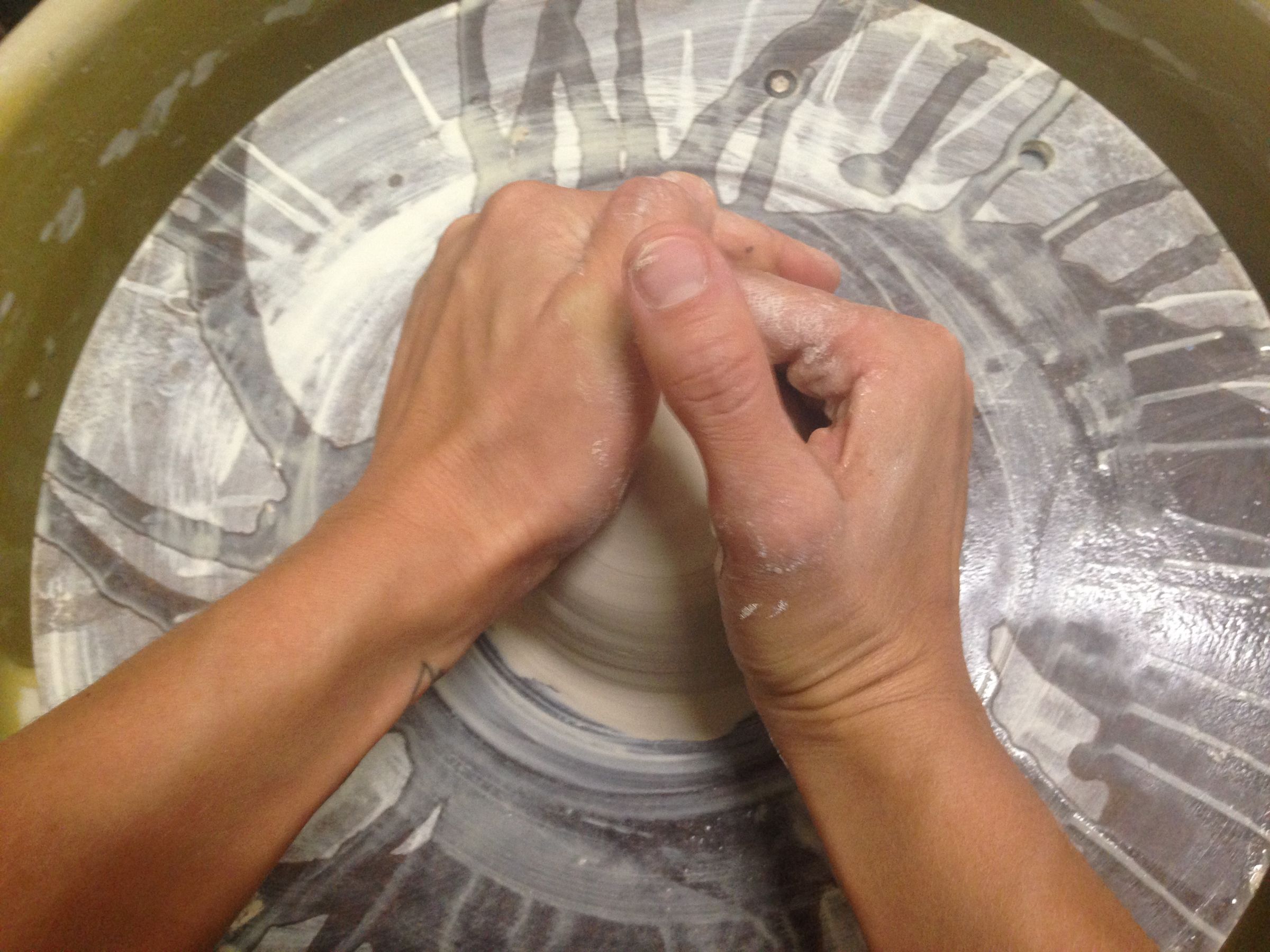 Throwing a Pot 101 : 14 Steps (with Pictures) - Instructables