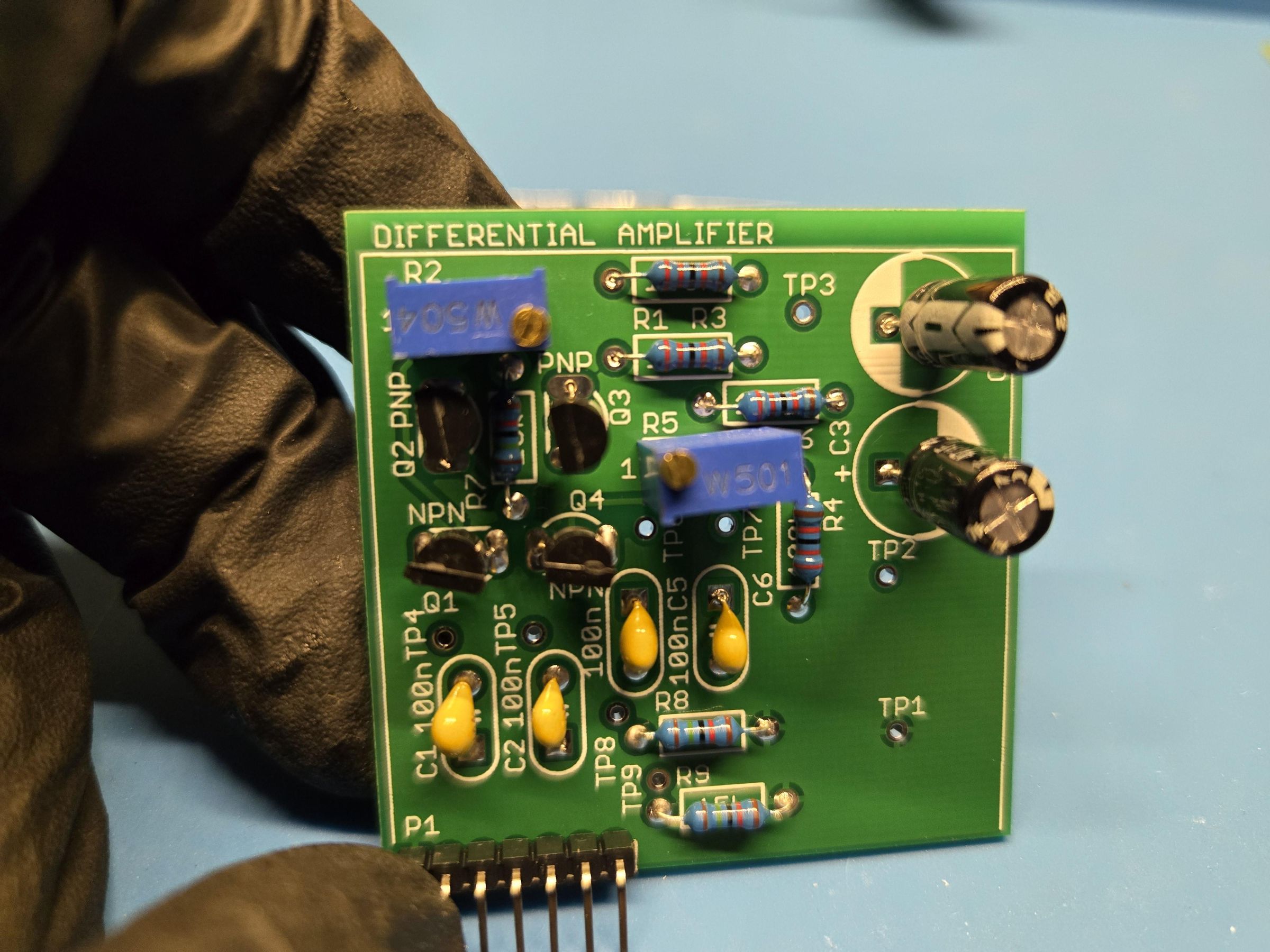 Differential Amplifier, MiniPCB, 04B-359, Rev A1-03 : 3 Steps ...