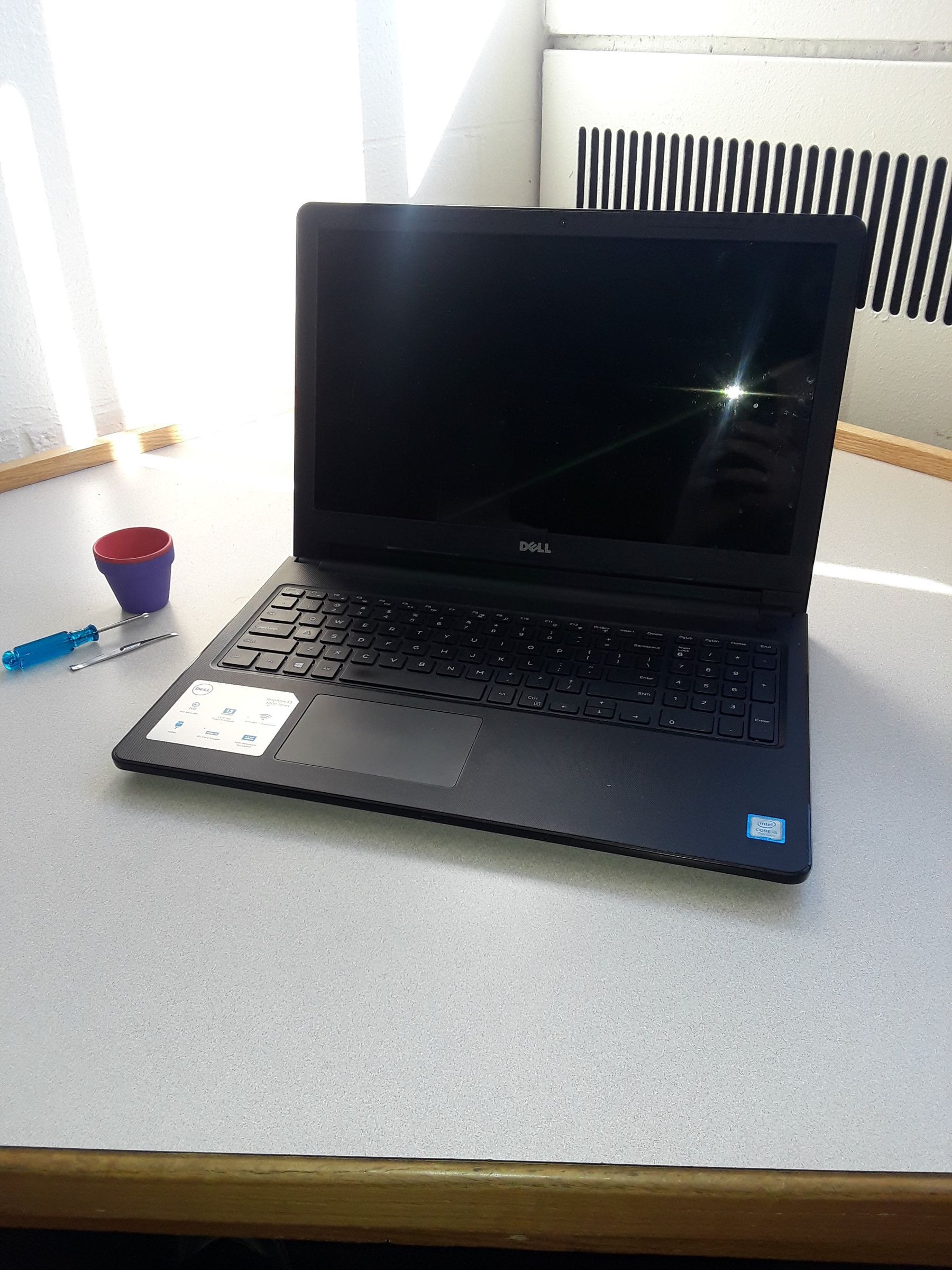 How to Access a Dell Inspiron 15 3000 Series Hard Drive : 10 Steps ...