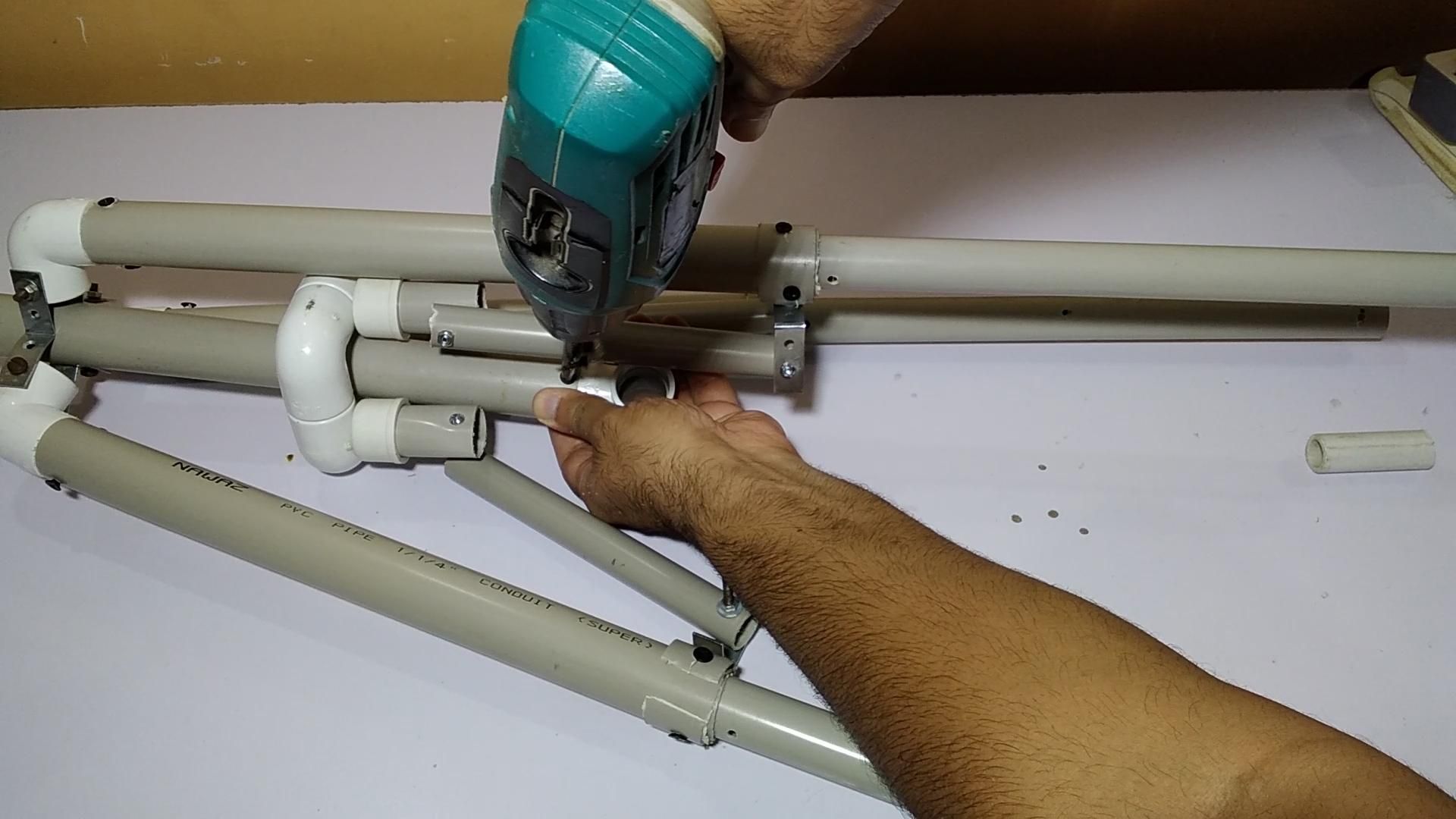How to Make a Pvc Pipes Tripod and Light Stand : 7 Steps (with Pictures ...