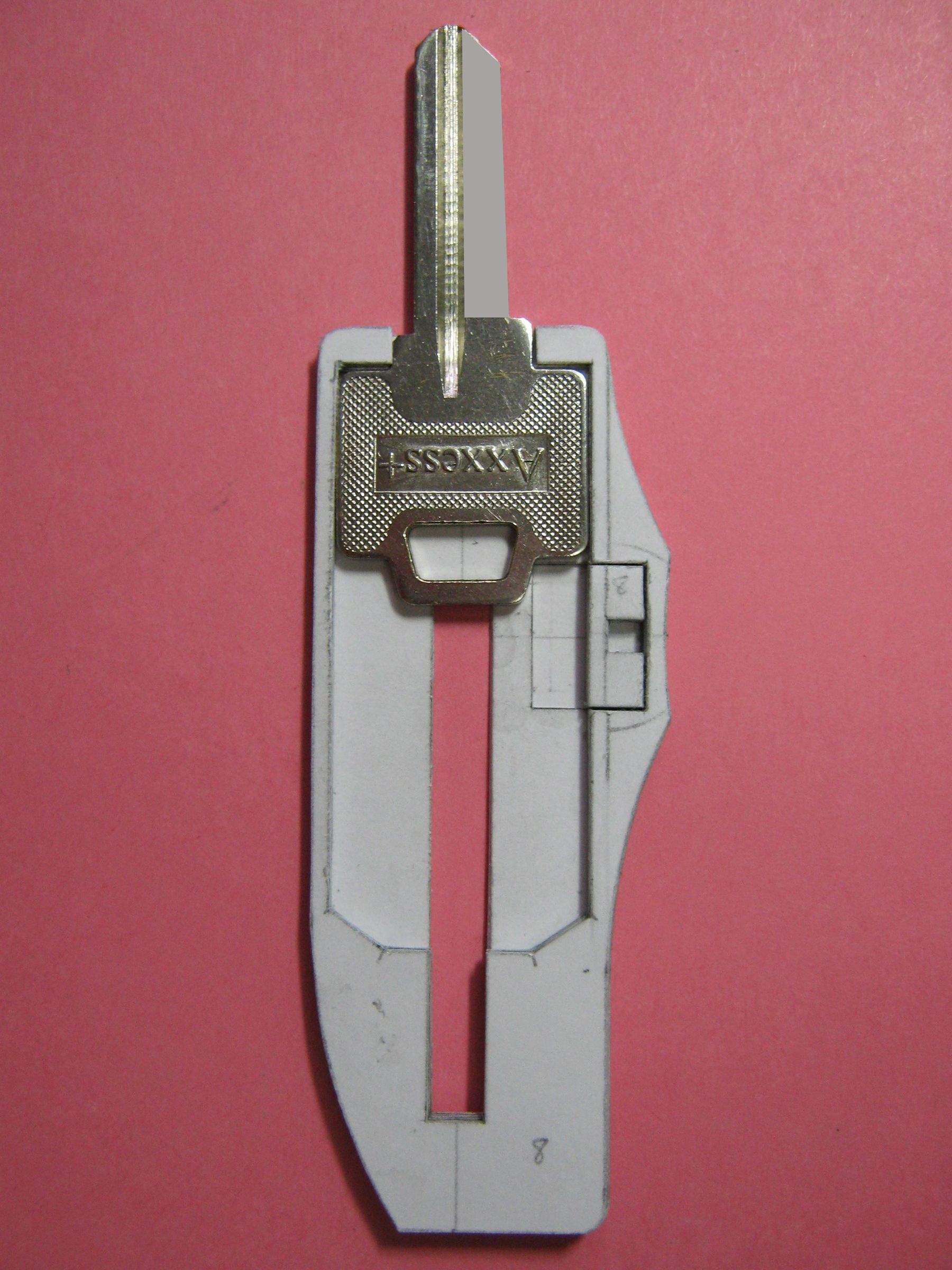 House Key OTF (Out the Front) Switchblade : 31 Steps - Instructables