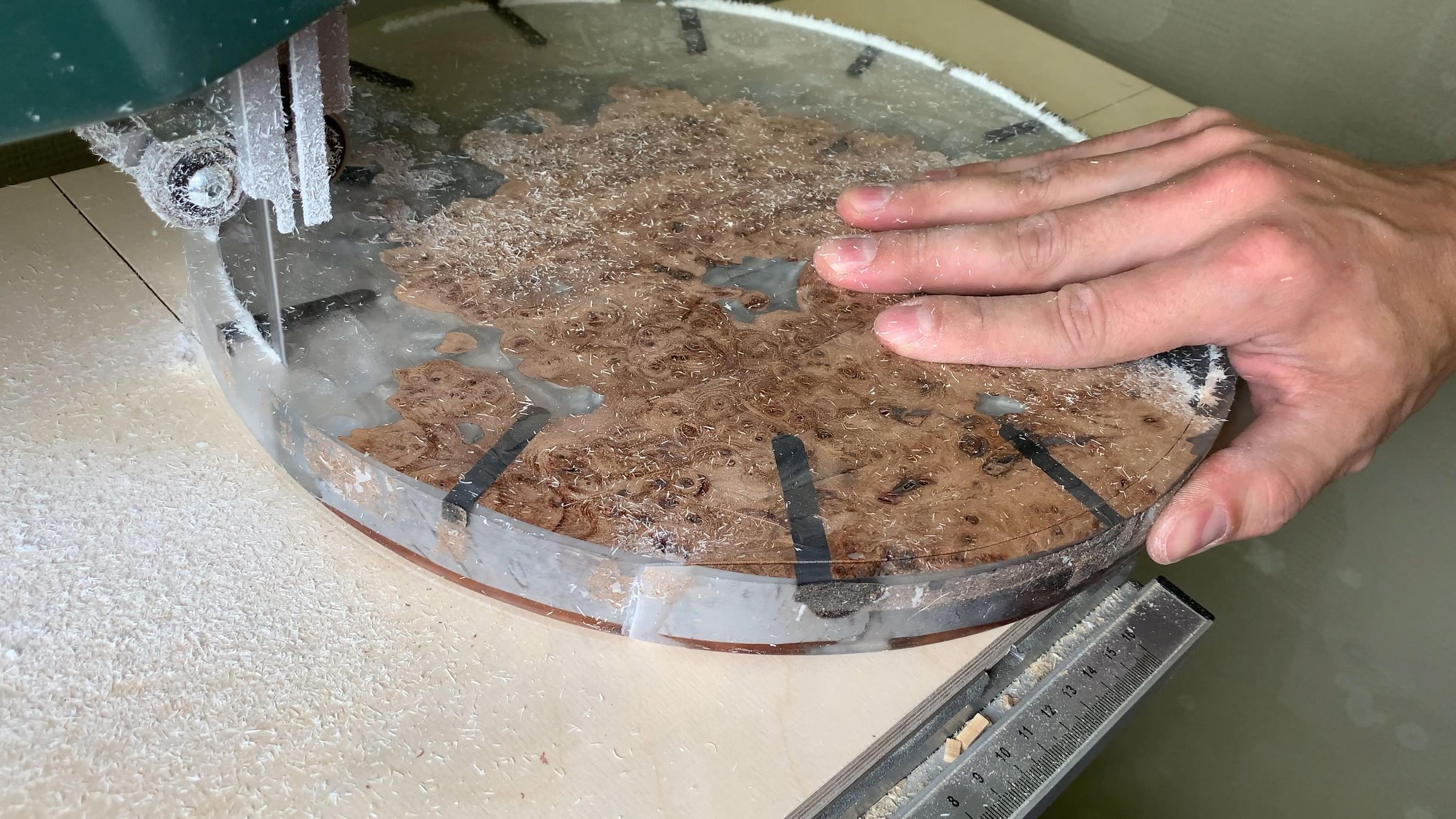 Frosted Epoxy Resin Clock : 20 Steps (with Pictures) - Instructables