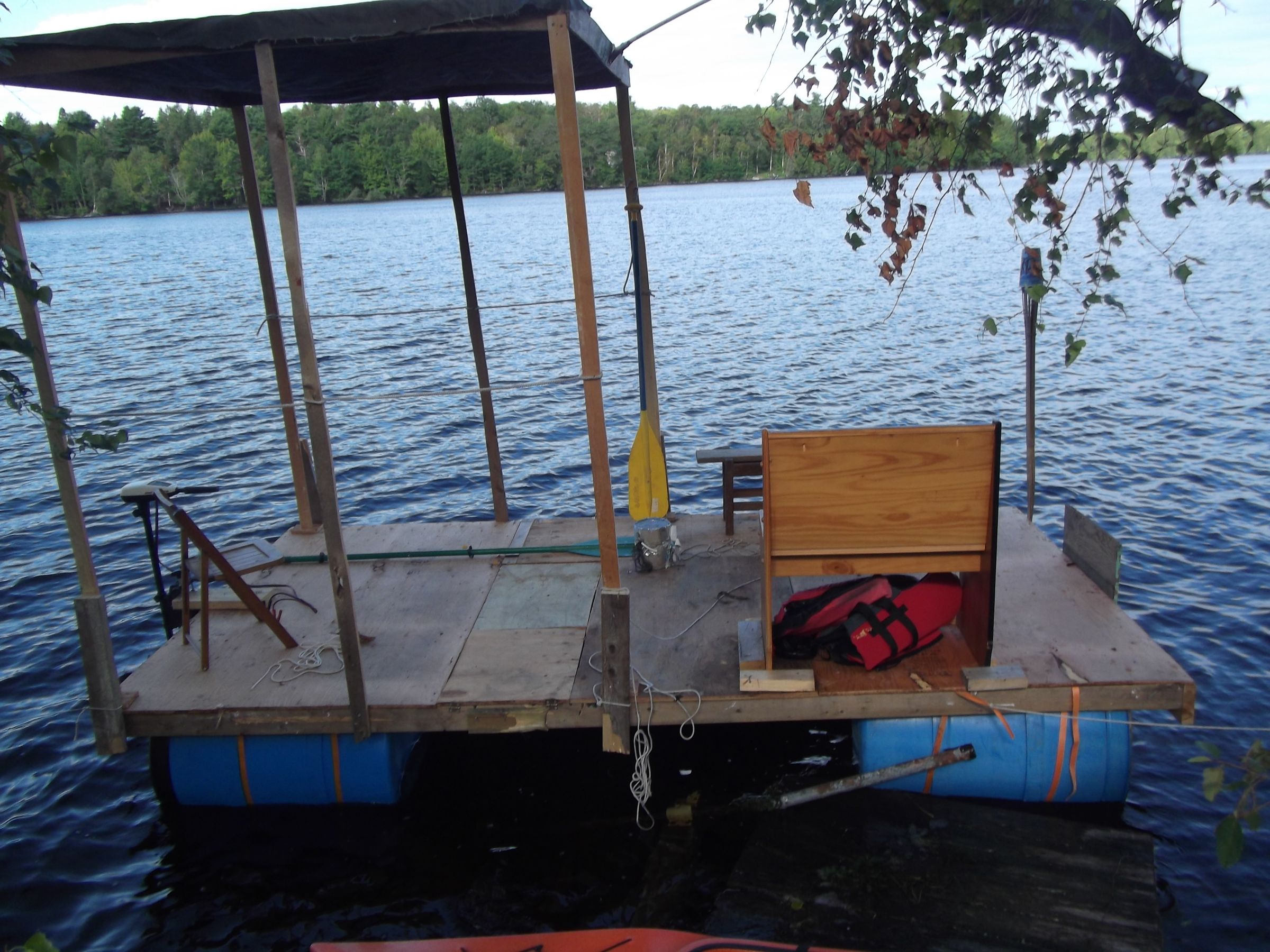 Homemade Pontoon Boat : 6 Steps (with Pictures) - Instructables