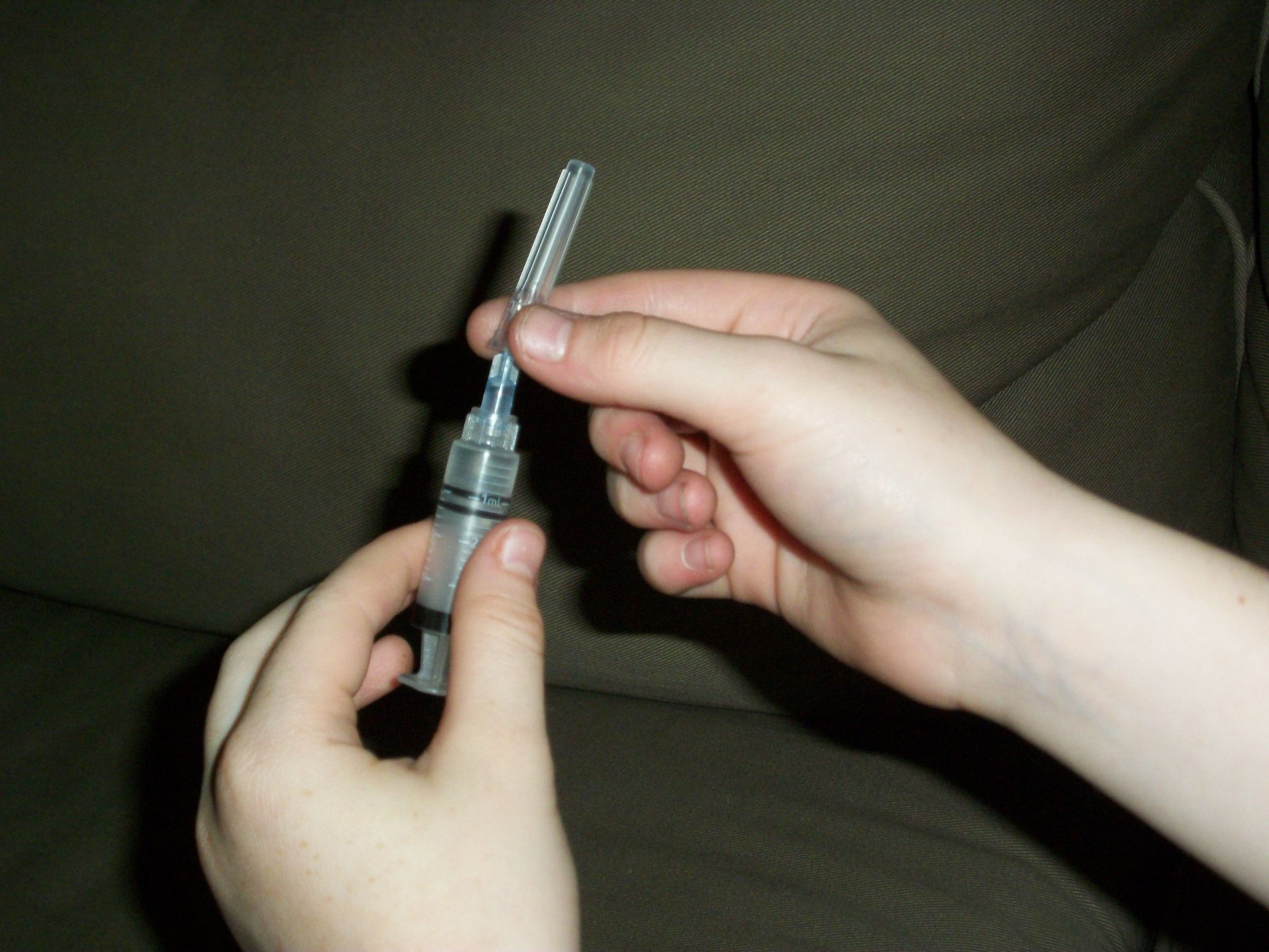 How to Load a Cartridge Into a Deltec Cosmo Pump : 29 Steps - Instructables