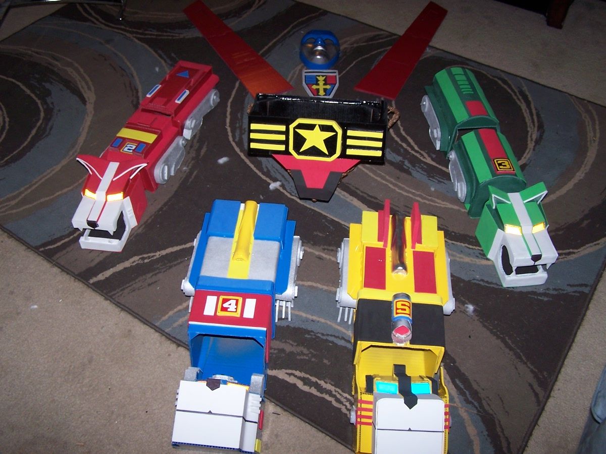 Voltron Costume : 6 Steps (with Pictures) - Instructables