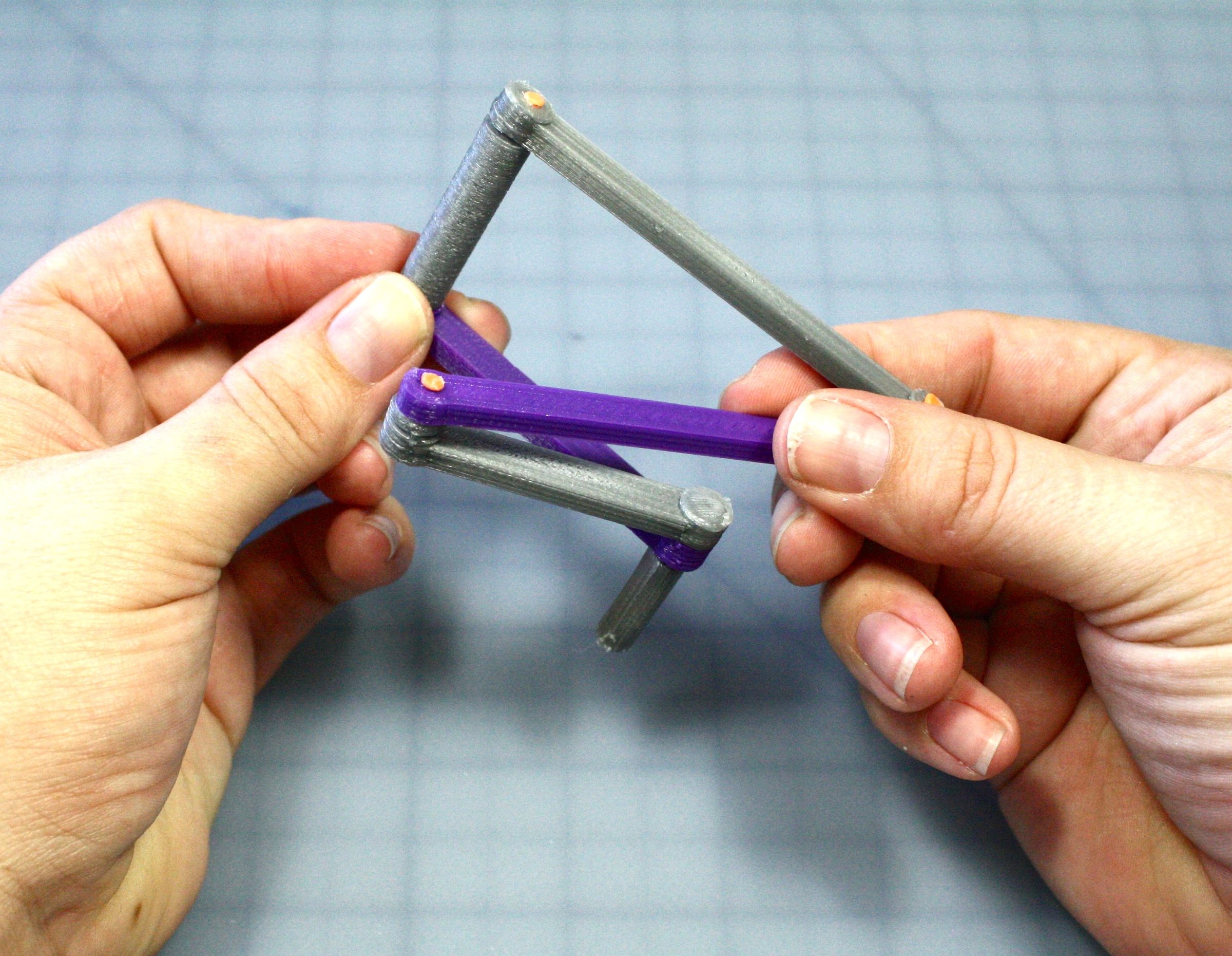 Mechanical Art Bots: Four-Bar Linkage Mechanism : 8 Steps (with ...