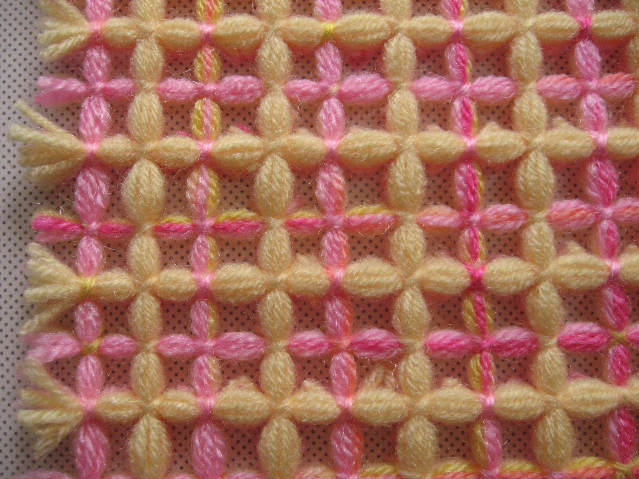 How to Weave a Mat With Small Pom Poms : 13 Steps (with Pictures ...