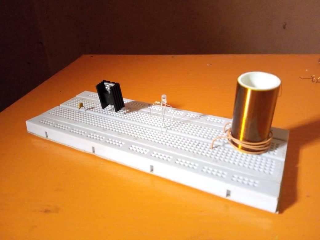 Wireless Power Transmission Using a 9v Battery : 10 Steps - Instructables
