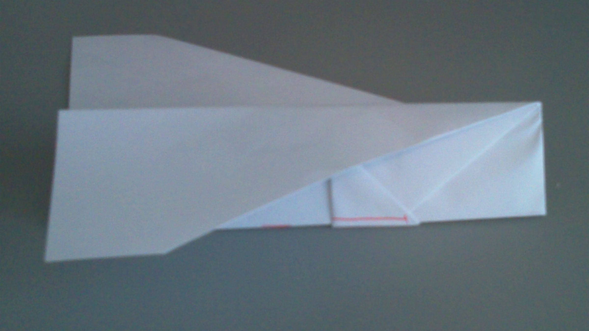 Long Distance Paper Airplane - Instructables