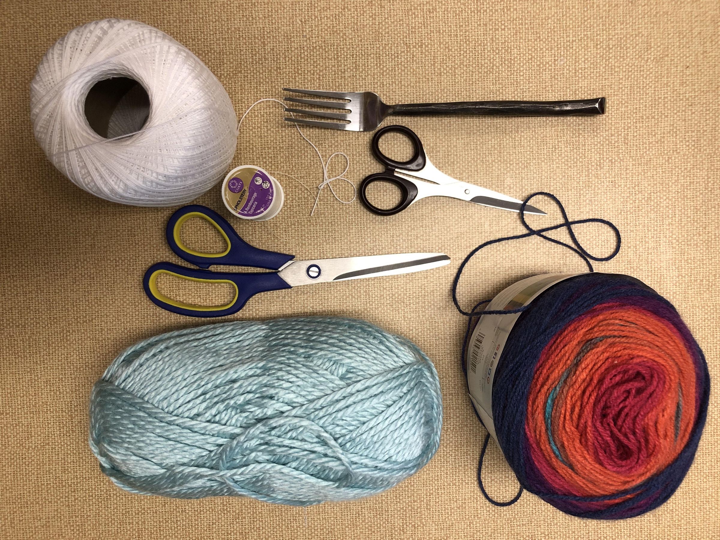 Fluffy Friends Poof Ball : 14 Steps (with Pictures) - Instructables