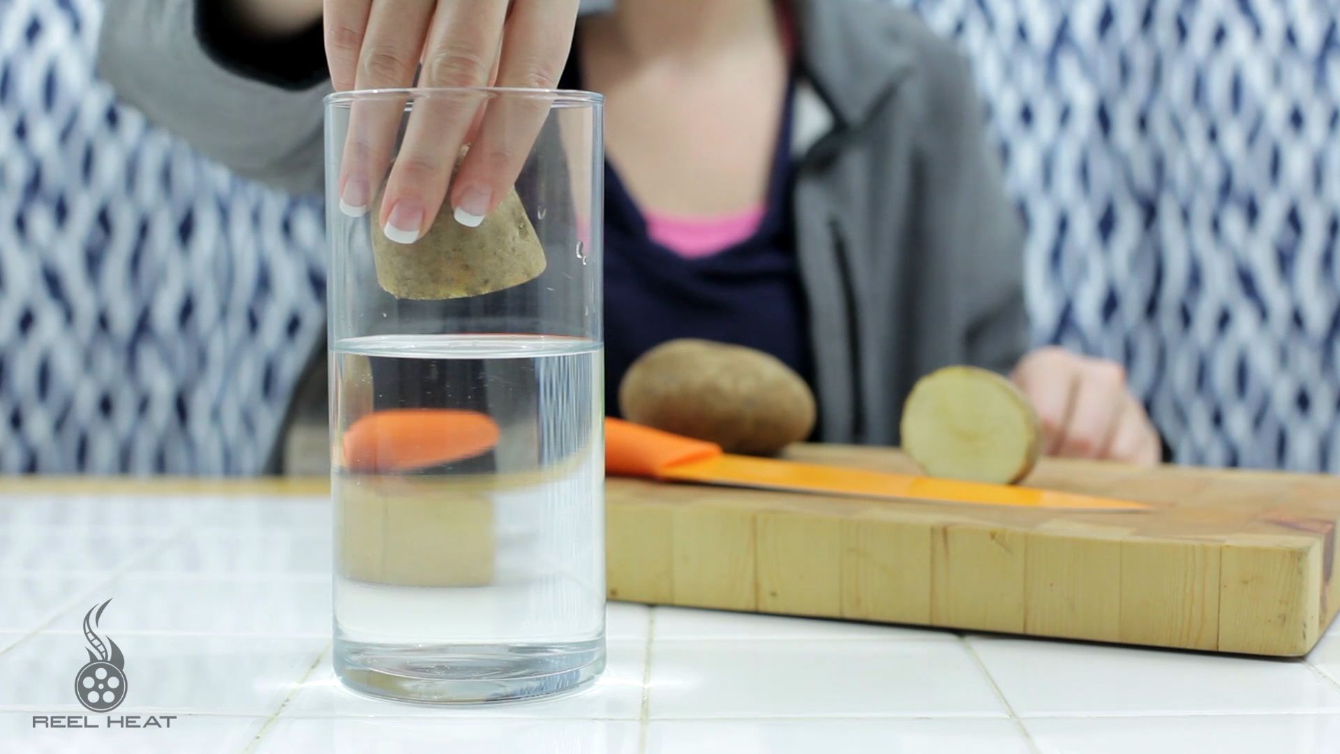 Floating Tricks You Should See! : 4 Steps (with Pictures) - Instructables