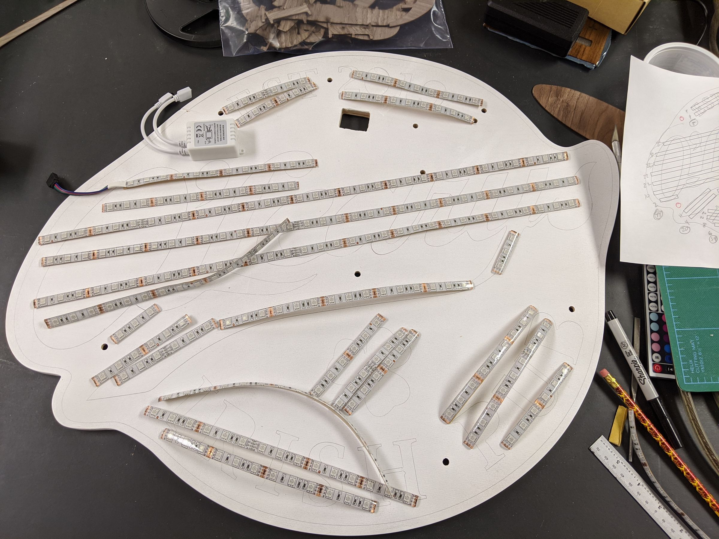 LED Backlit Sign : 10 Steps (with Pictures) - Instructables