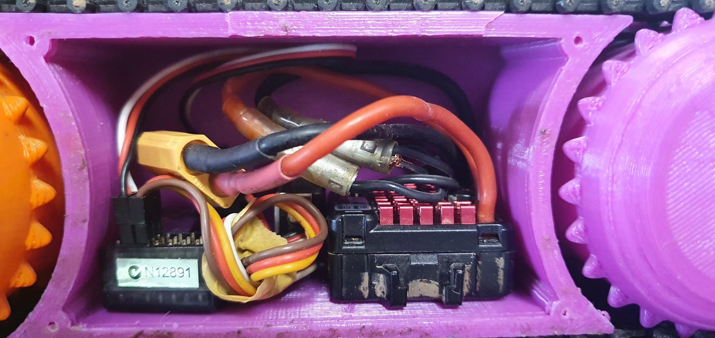 UNITRAC, a Low Profile Robotic Propulsion Platform. : 7 Steps ...