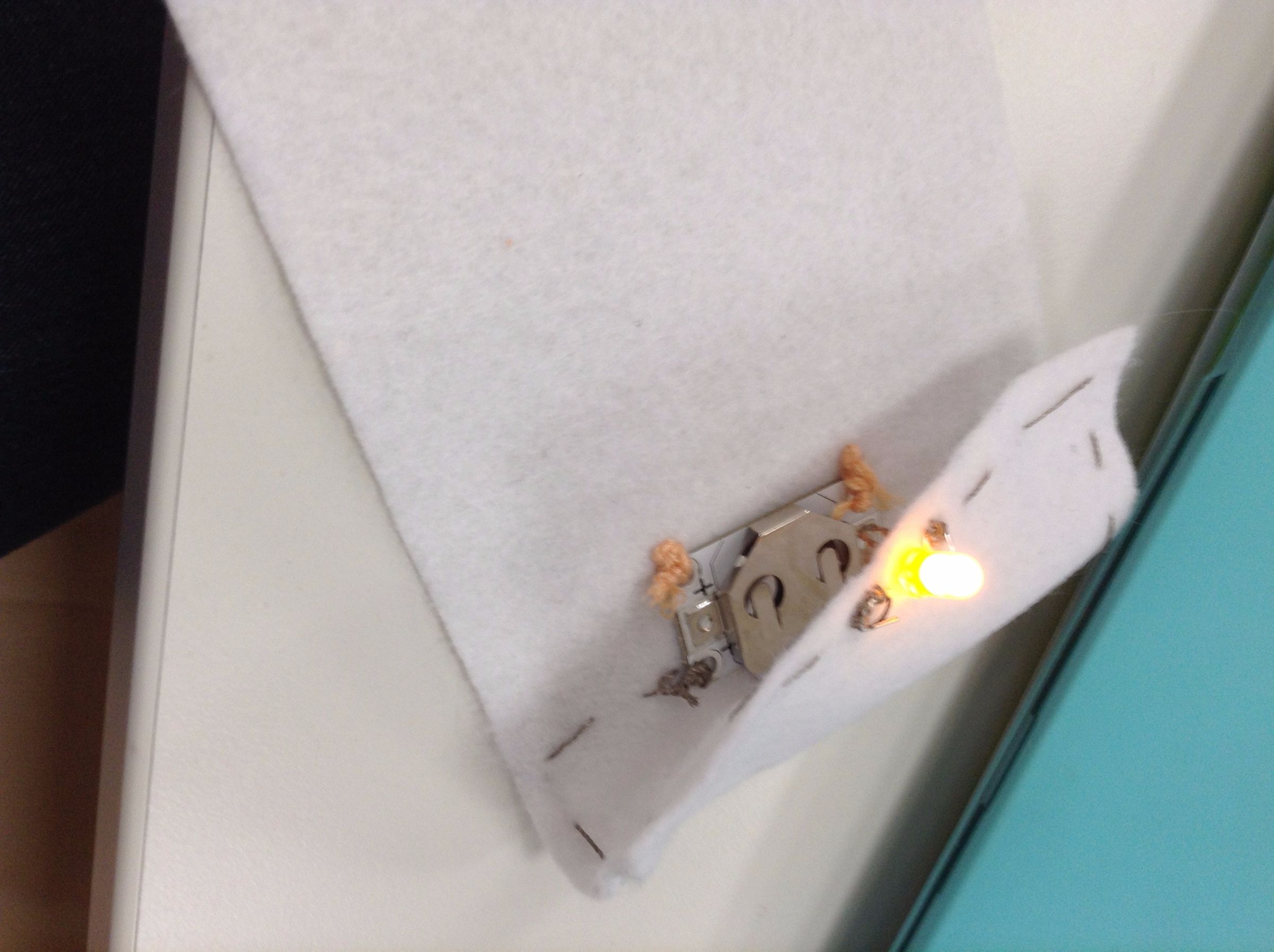 Conductive Thread Circuit Pouch - Instructables