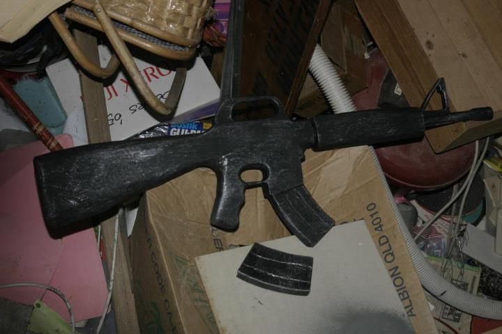 How to Make Prop Guns : 6 Steps - Instructables