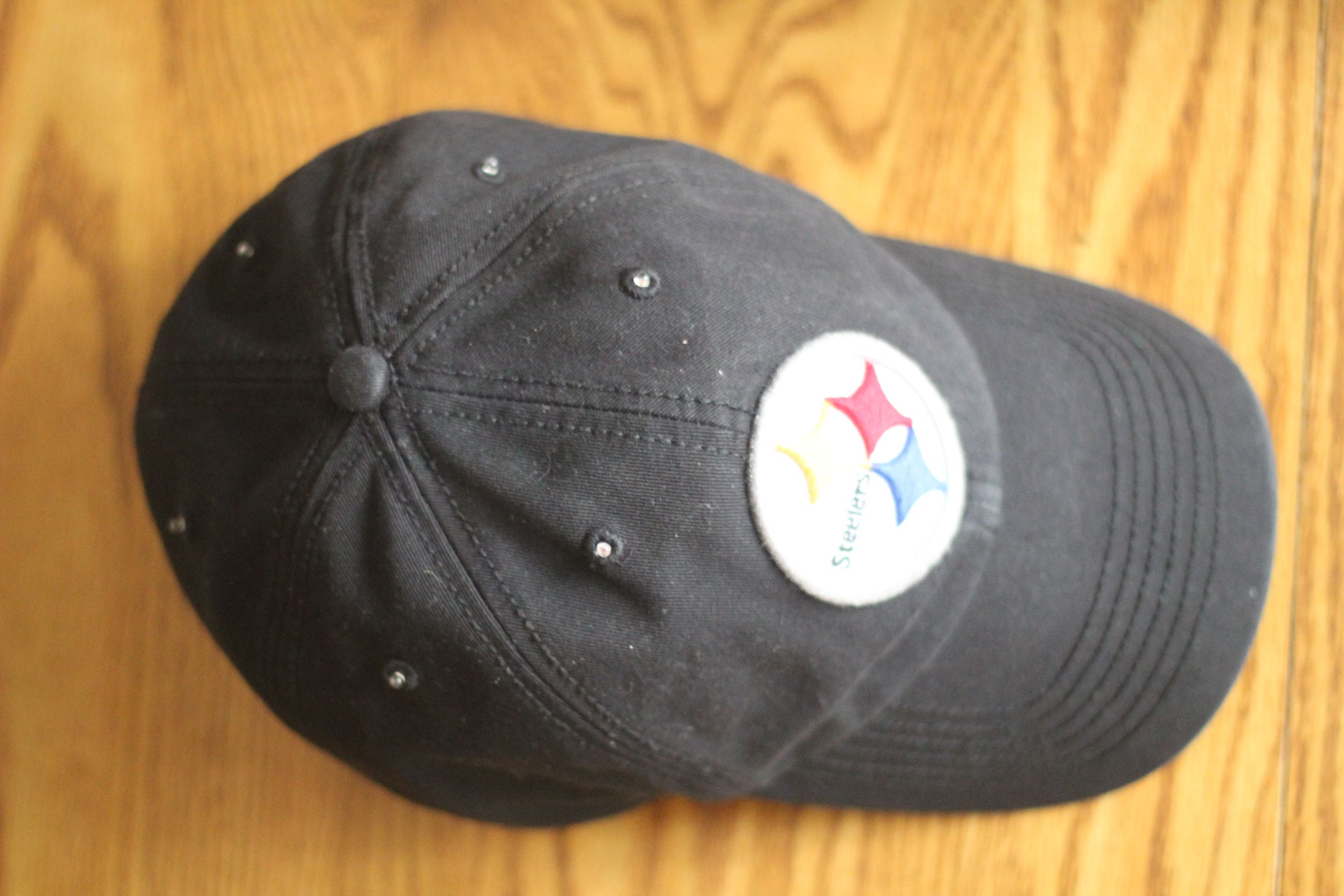 Super Bowl Blinky LED Sports Cap : 7 Steps (with Pictures) - Instructables