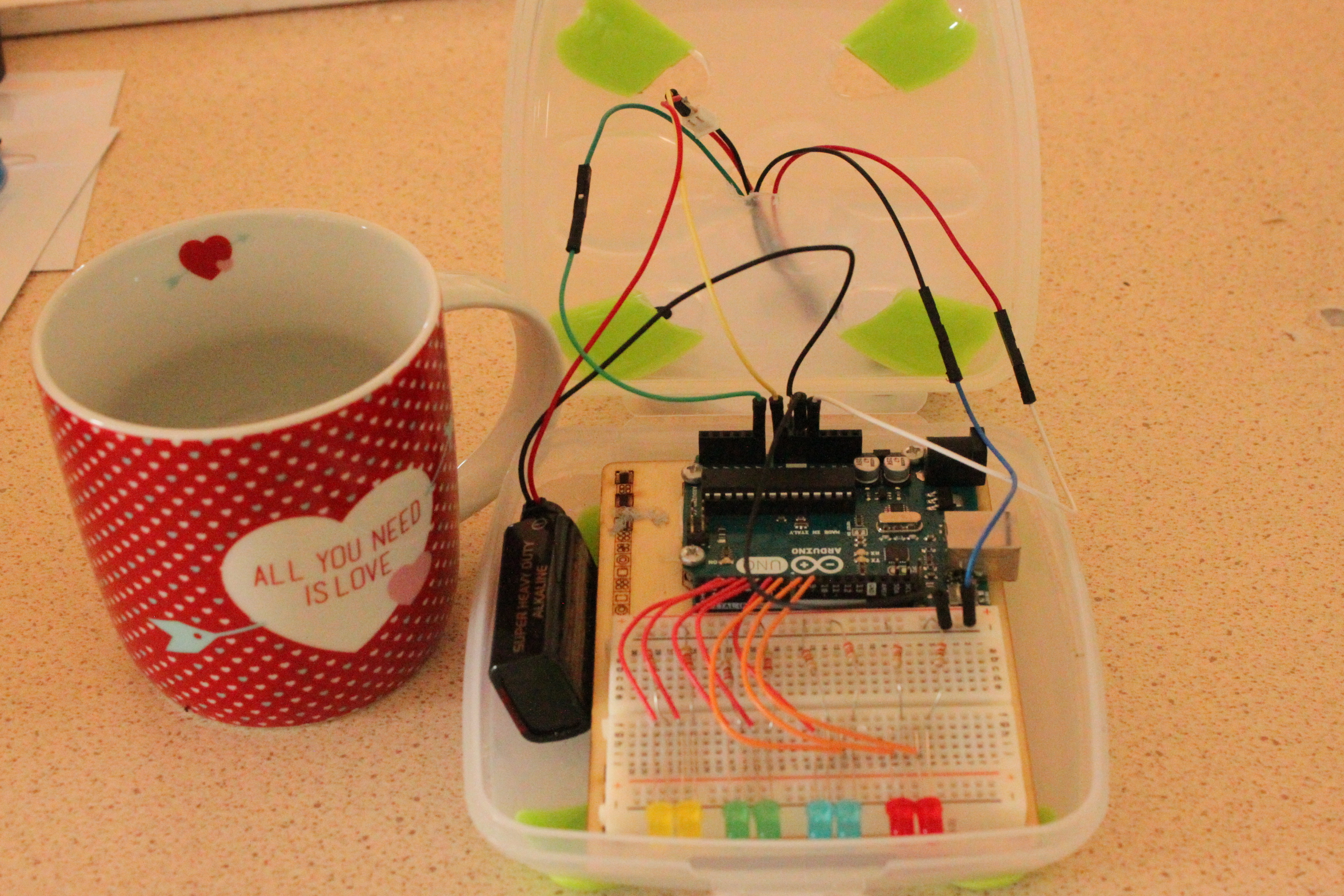DIY Homemade Portable Arduino Coffee Coaster With Temperature Indicator ...
