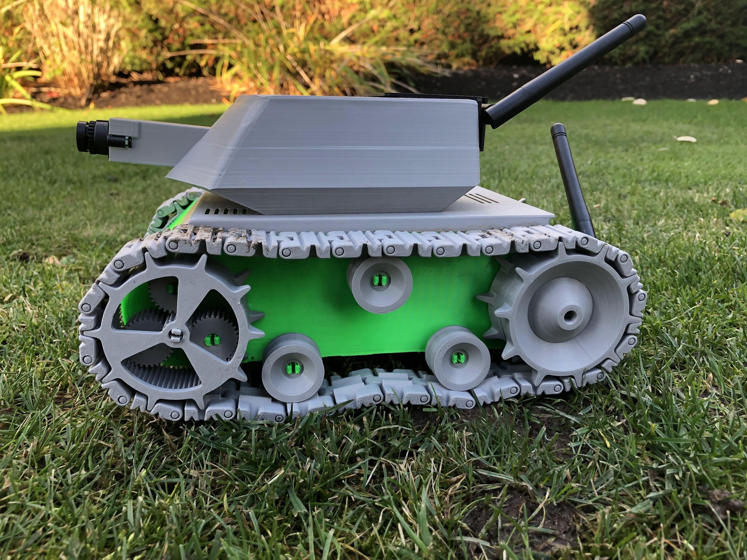 3D Printed FPV Arduino RC Tank With Controller : 4 Steps (with Pictures ...