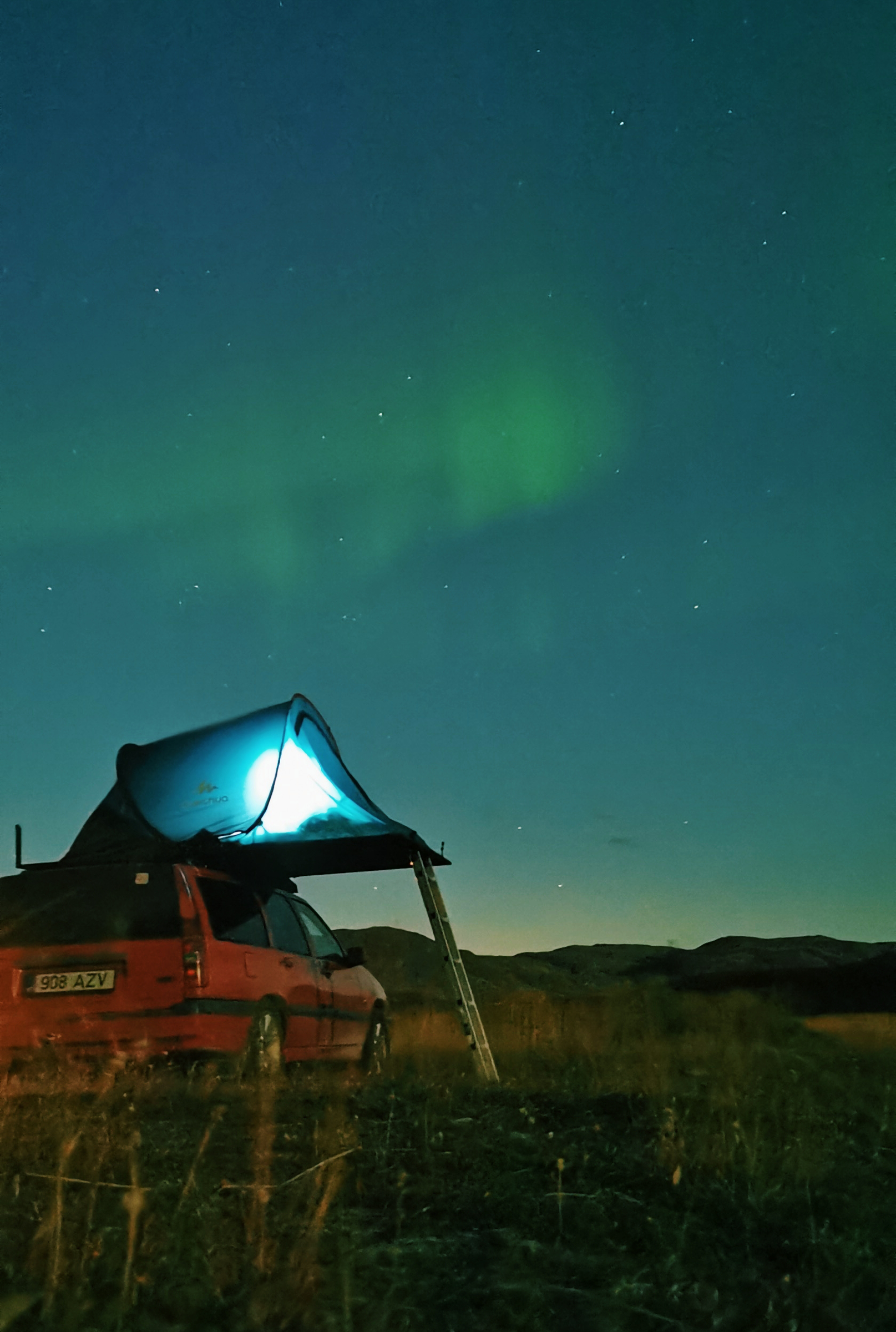 Simple Rooftop Tent : 12 Steps (with Pictures) - Instructables