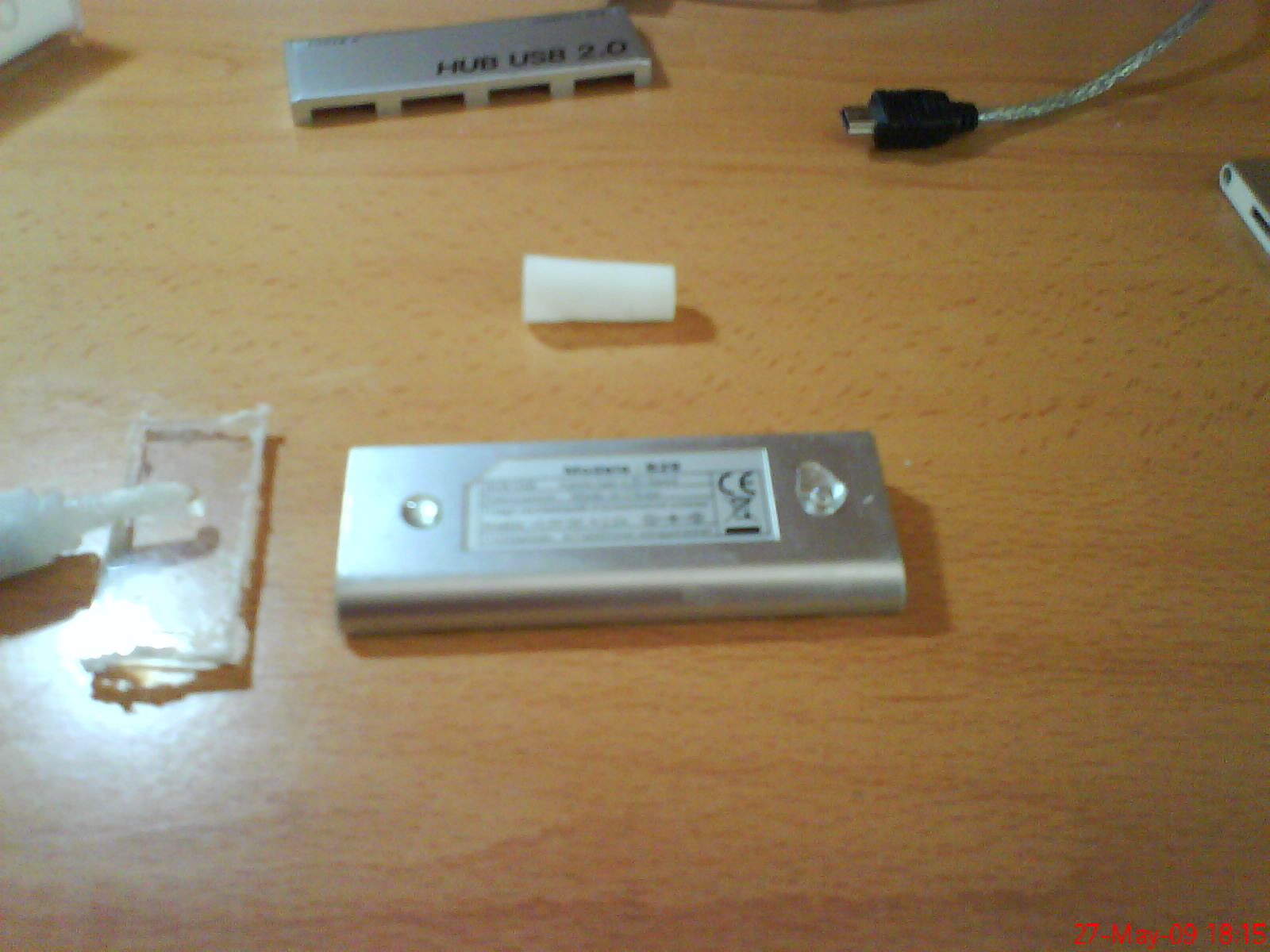 Fix a Usb Hub Without Tools or Marks : 8 Steps - Instructables