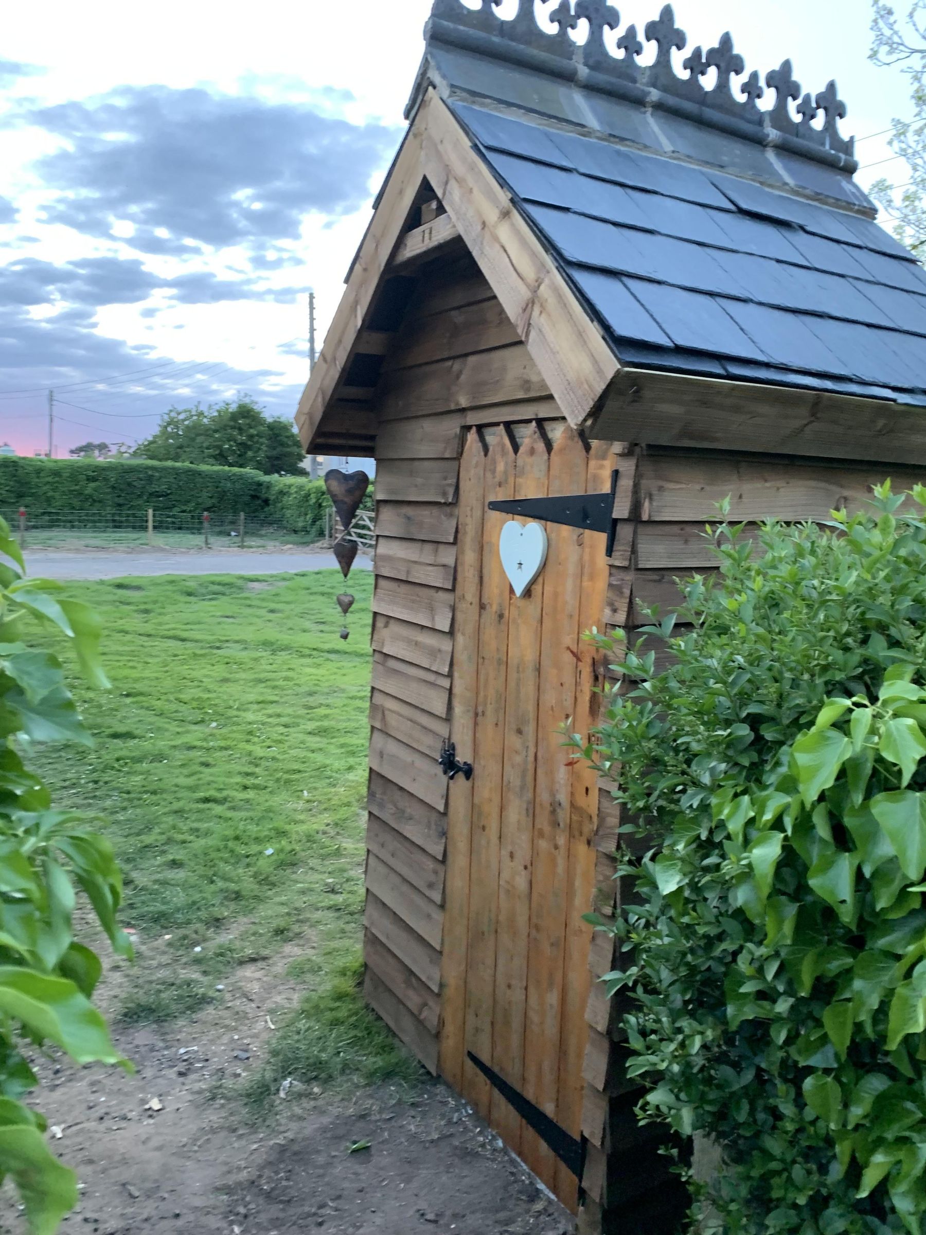 Build Your Own Outhouse. : 5 Steps - Instructables