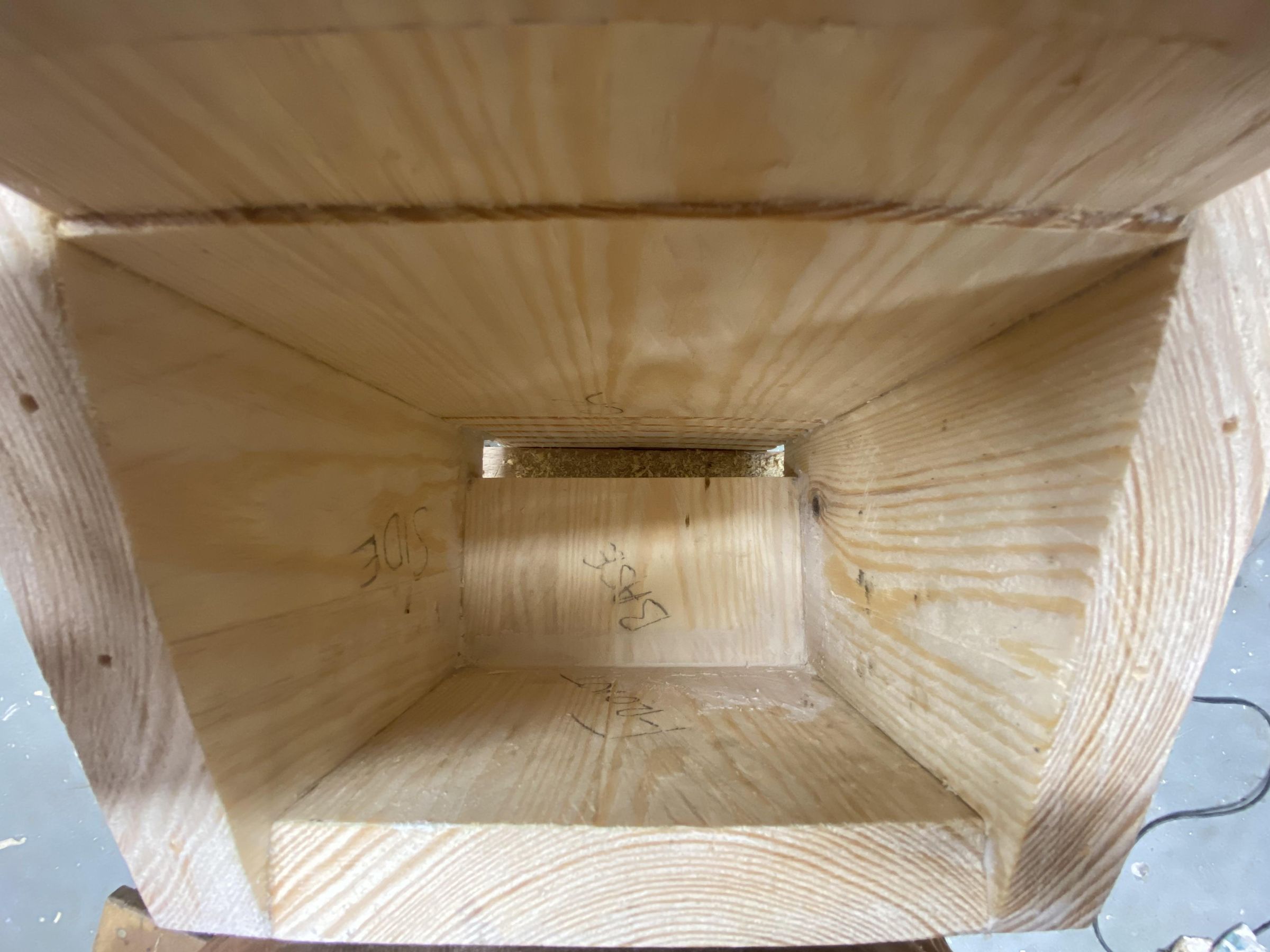 Single Plank Bat Box : 8 Steps (with Pictures) - Instructables