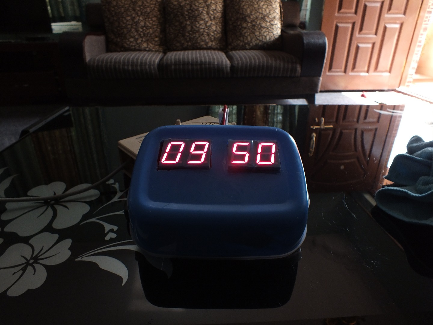 Digital Wall Clock Using Atmega-8 and RTC : 5 Steps - Instructables