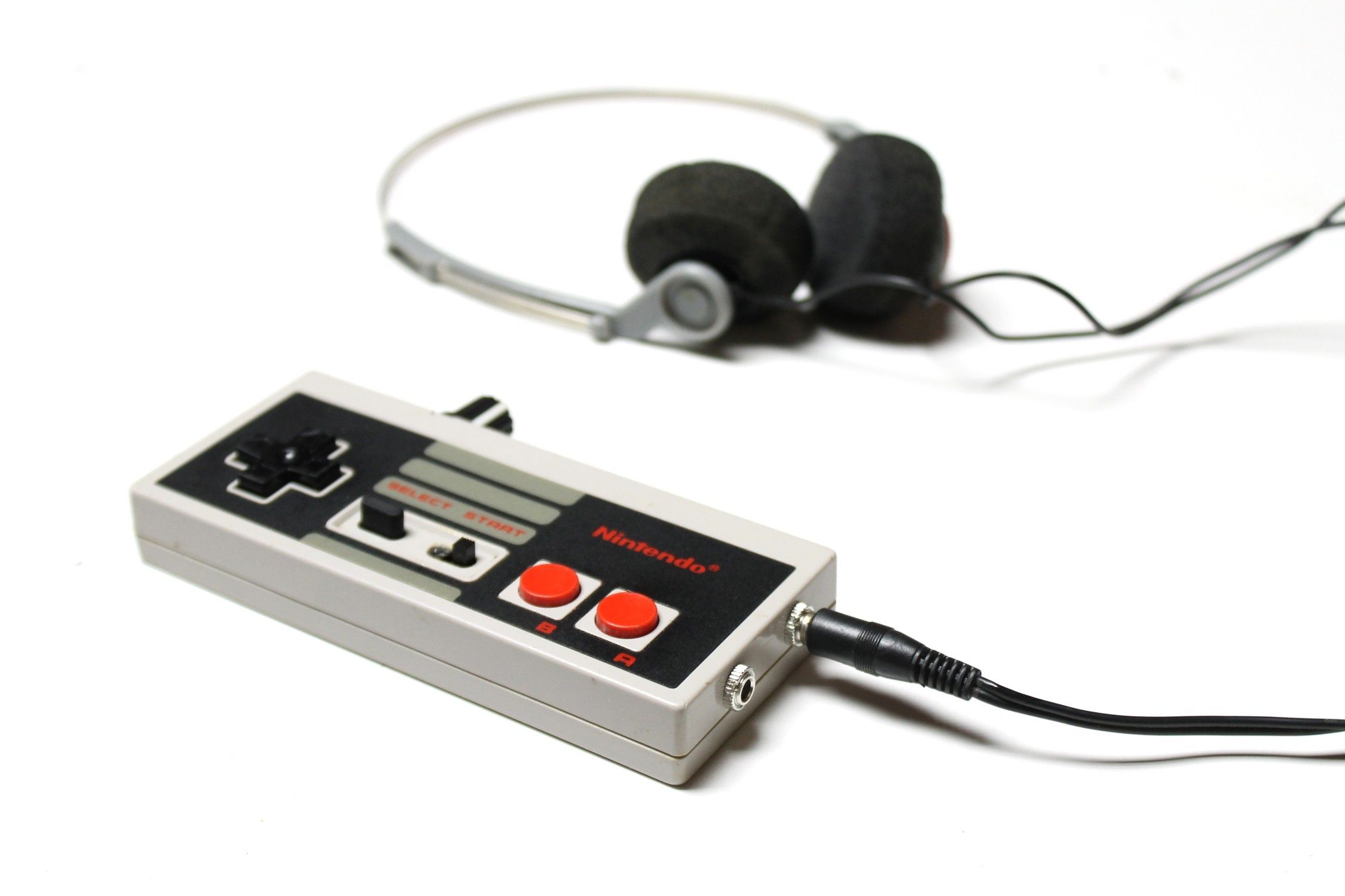 Headphone Amp in an NES Controller! : 19 Steps (with Pictures ...