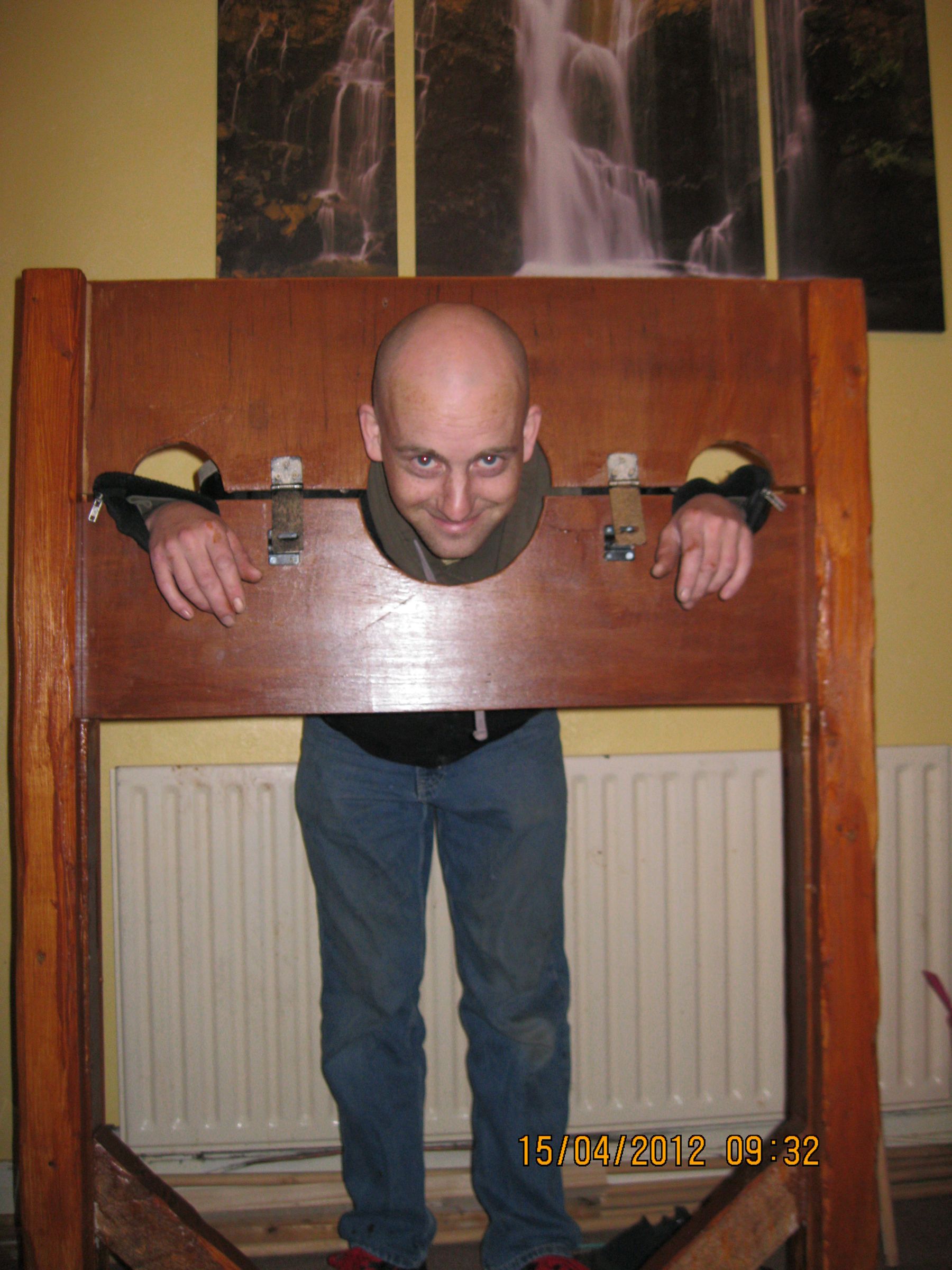 Medieval Stocks - Instructables