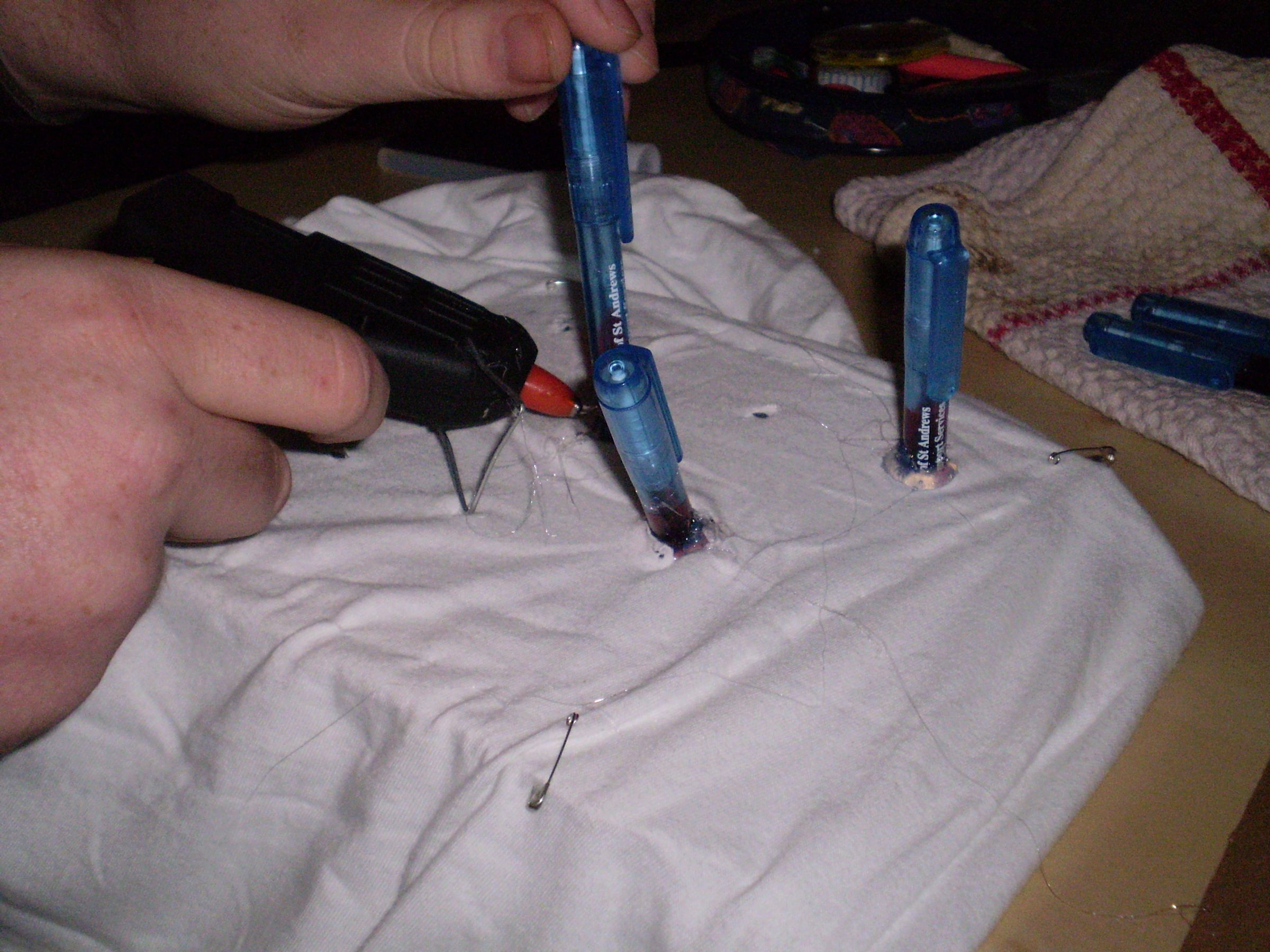 Multiple Stab Wound Costume for Under $5 : 7 Steps - Instructables